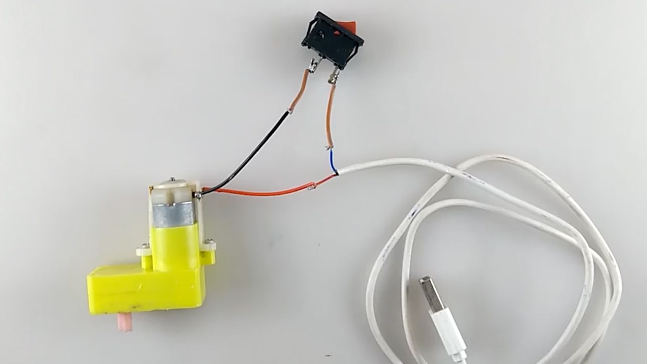 DIY 360' Rotating Display Stand for Photography / Videography : 21 ...