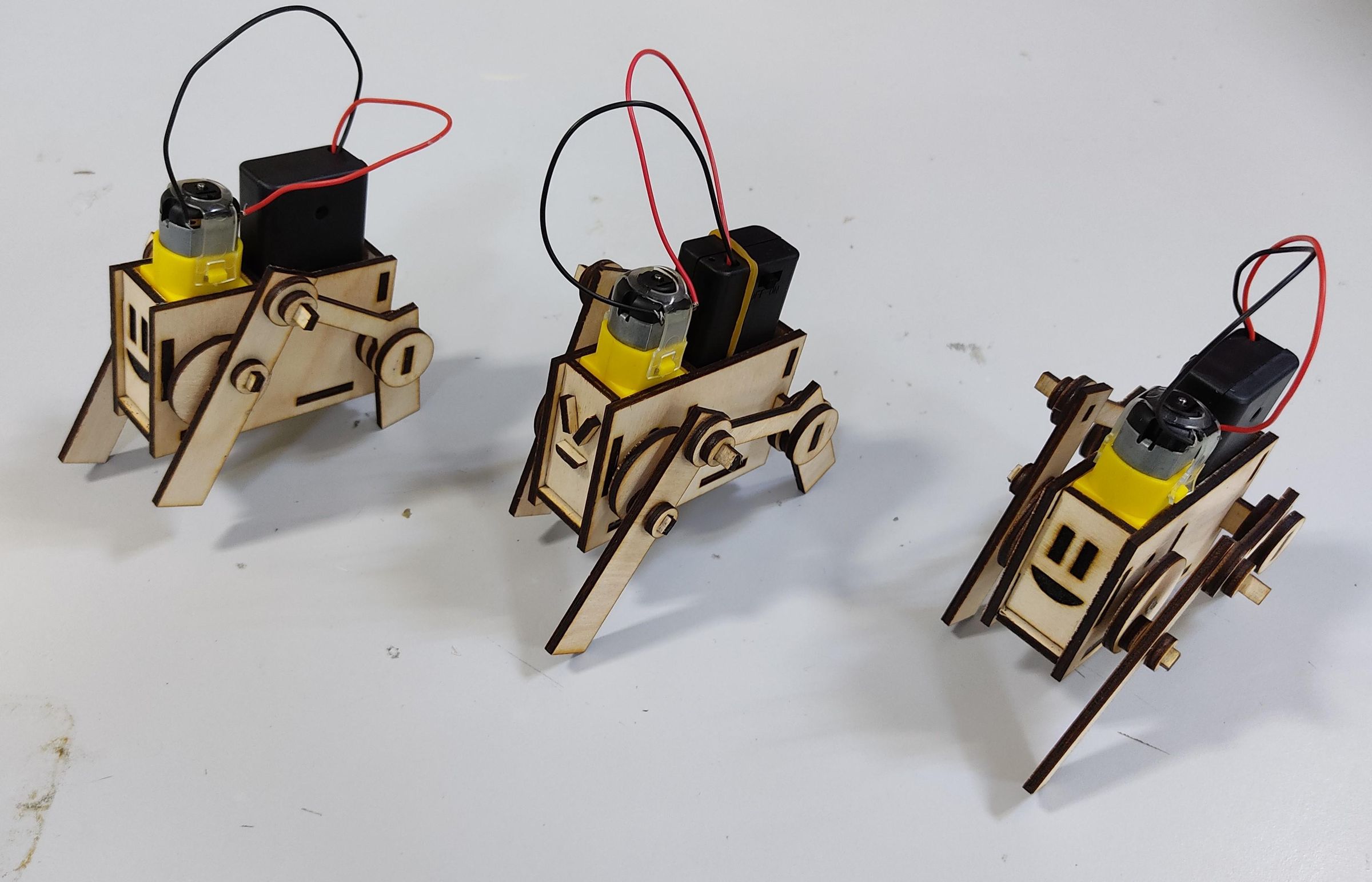 Tinkercad Robotics for School: Laser-cut Walking Machine! : 27 Steps ...