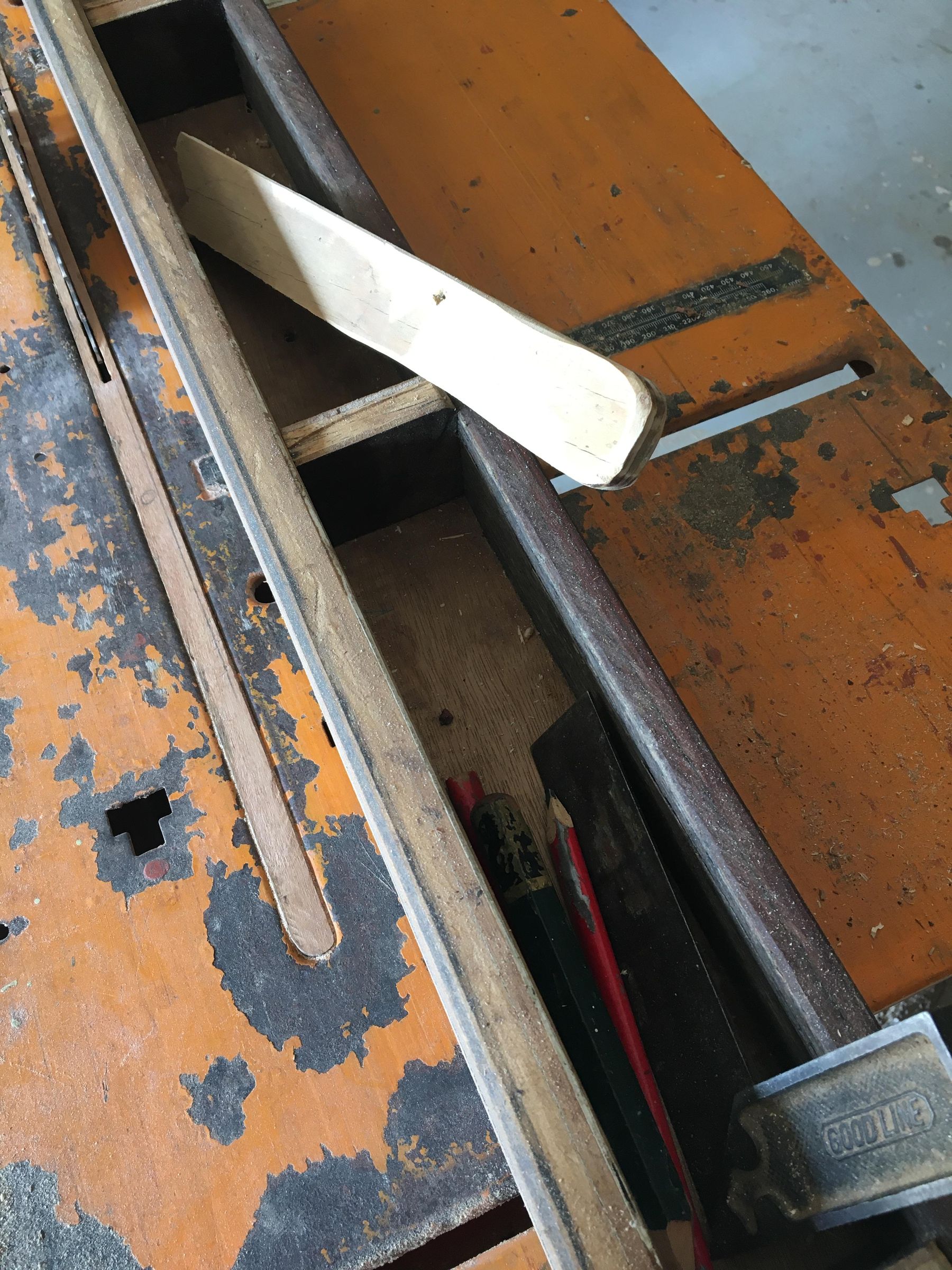 New Ripping Fence for an Old Triton : 5 Steps - Instructables