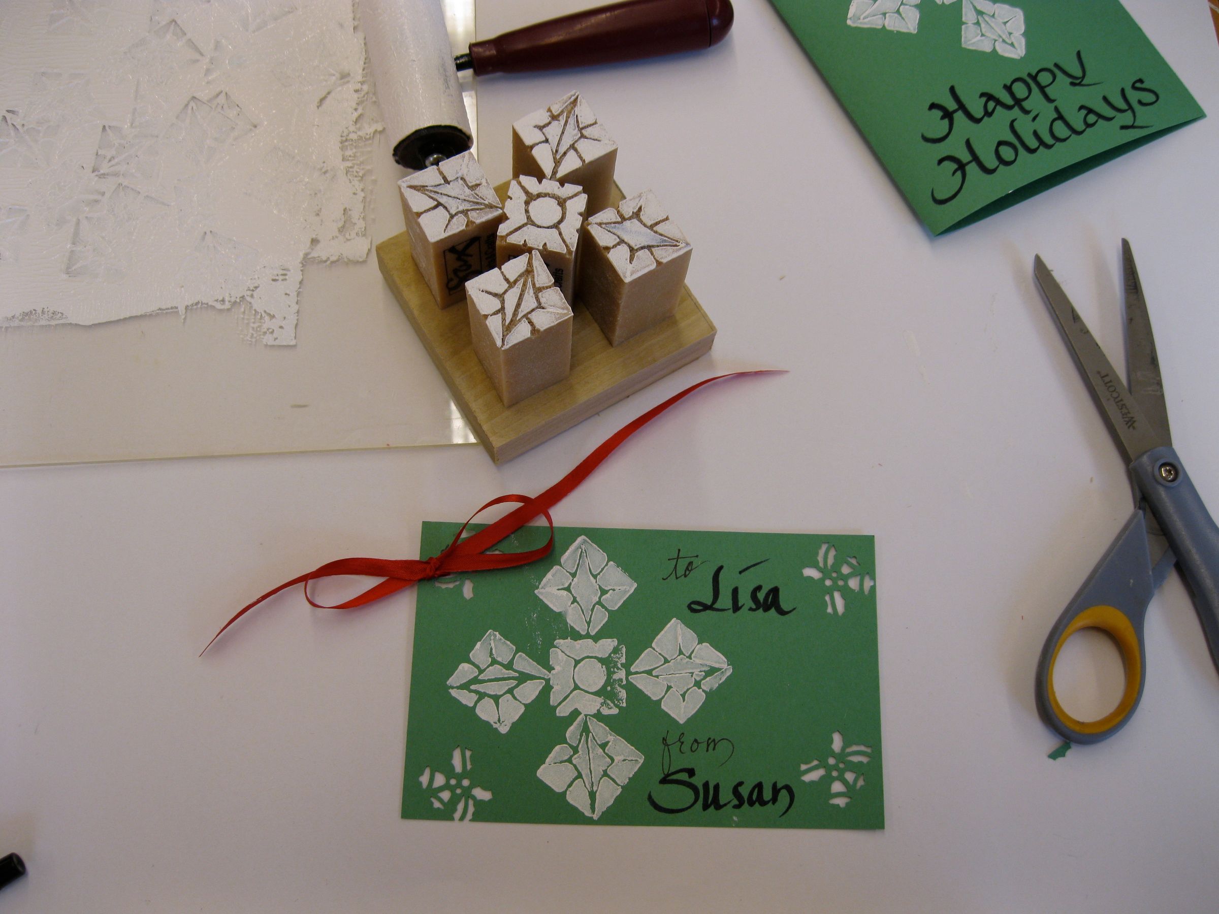 Snowflake Pattern Gift Wrap : 18 Steps (with Pictures) - Instructables