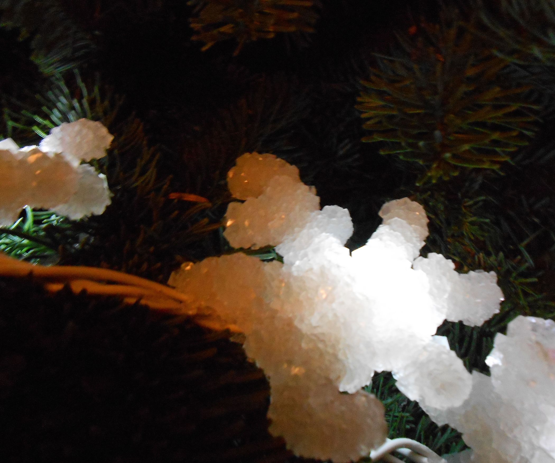 LED Lit Crystal Decorations : 7 Steps (with Pictures) - Instructables