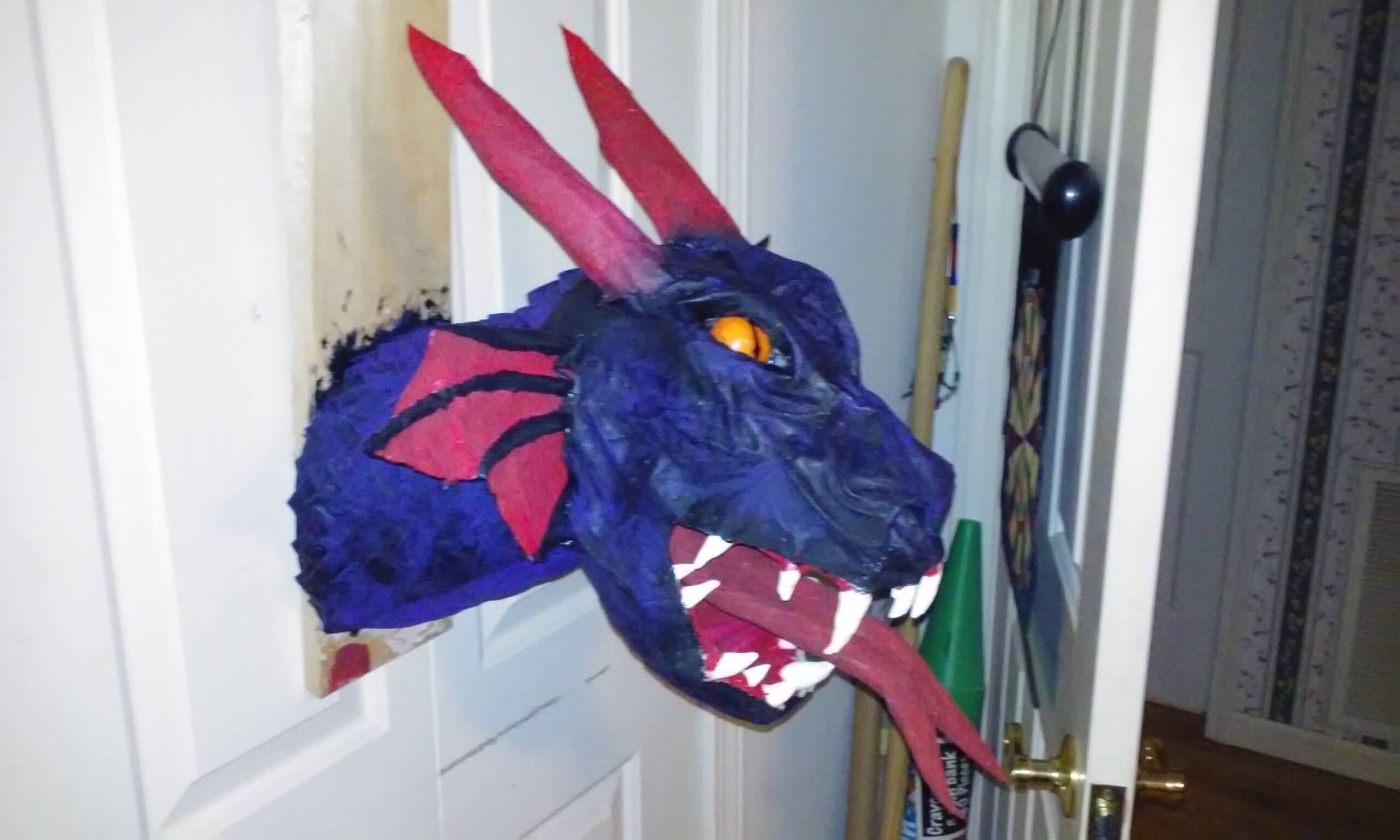 Paper Mache Dragon Trophy : 15 Steps (with Pictures) - Instructables