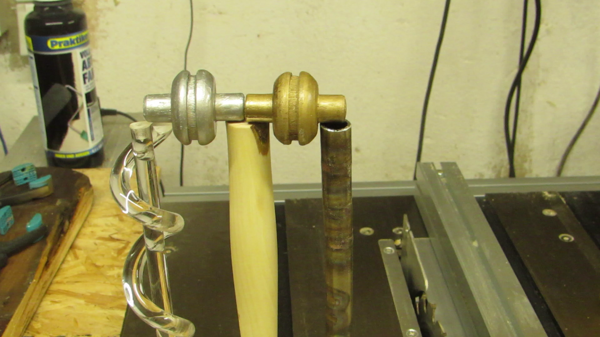 The Wikkit Gate - H2G2 : 7 Steps - Instructables