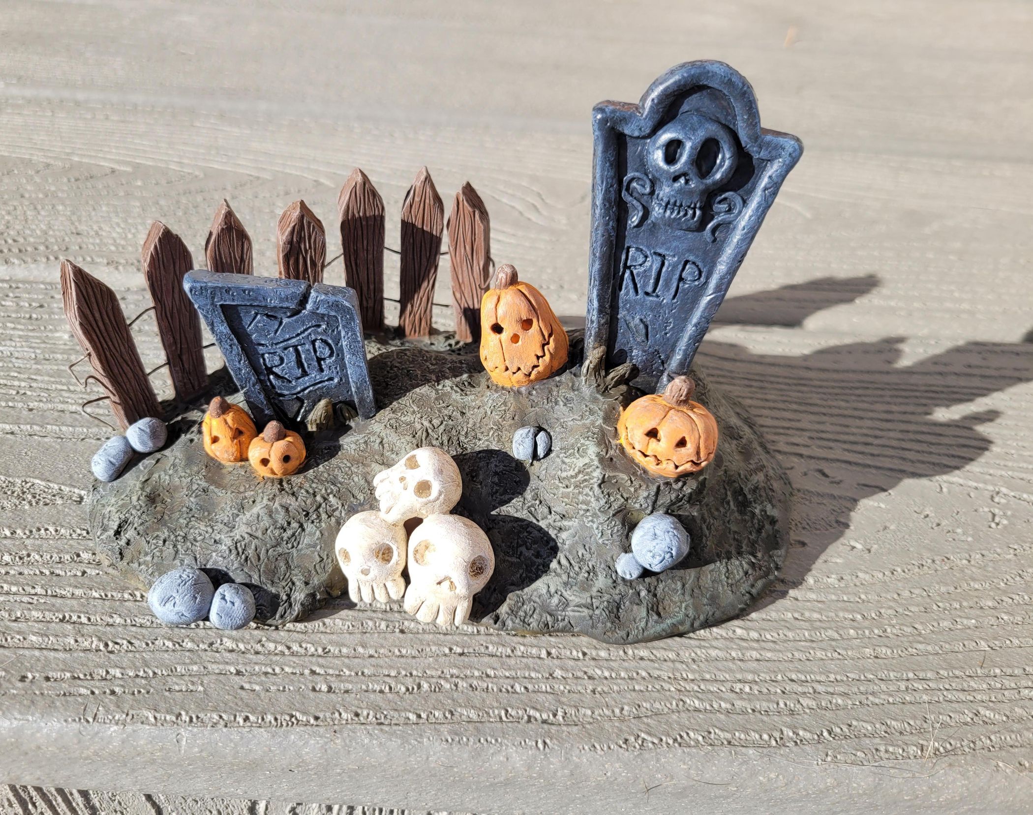 Small Clay Halloween Diorama Decoration : 19 Steps (with Pictures ...