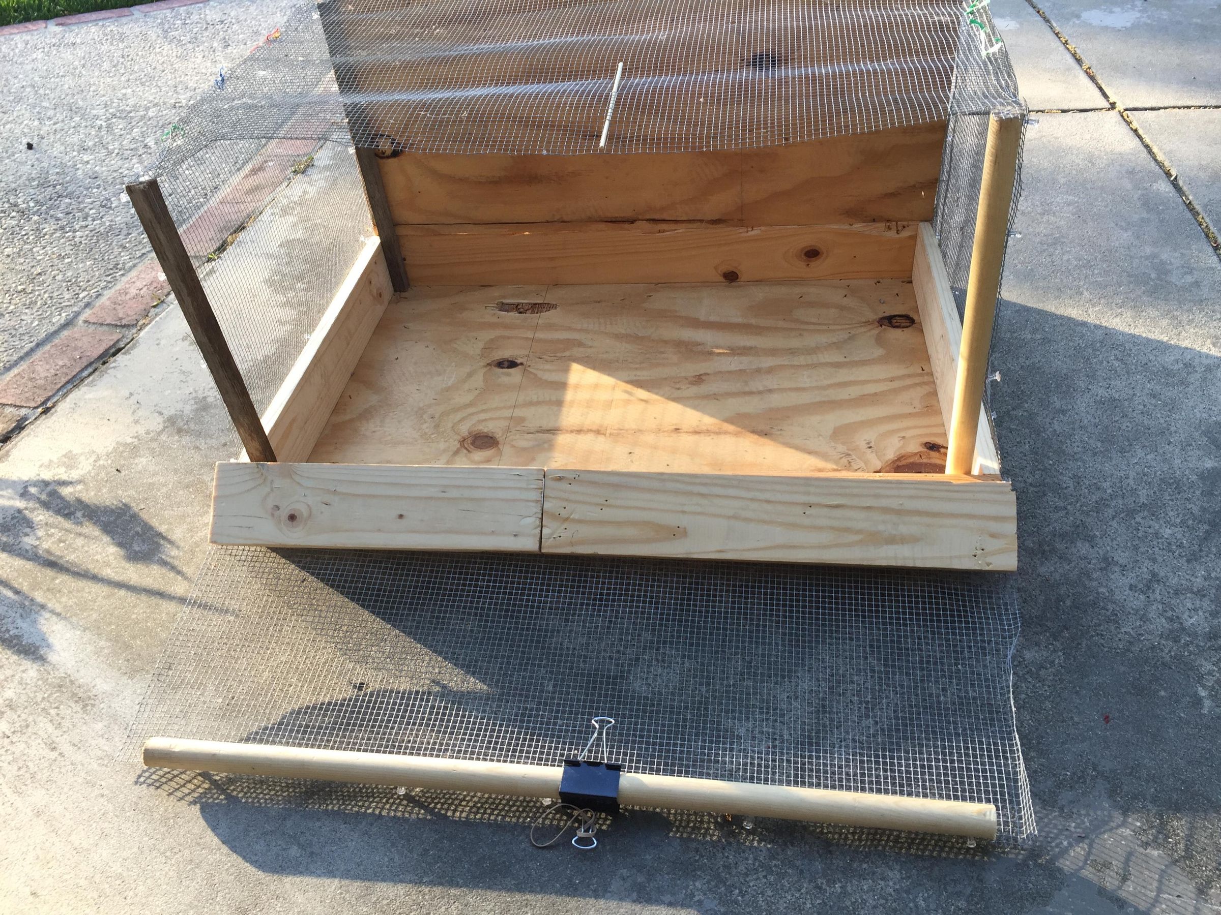 Make-Shift Chick Brooder : 8 Steps (with Pictures) - Instructables