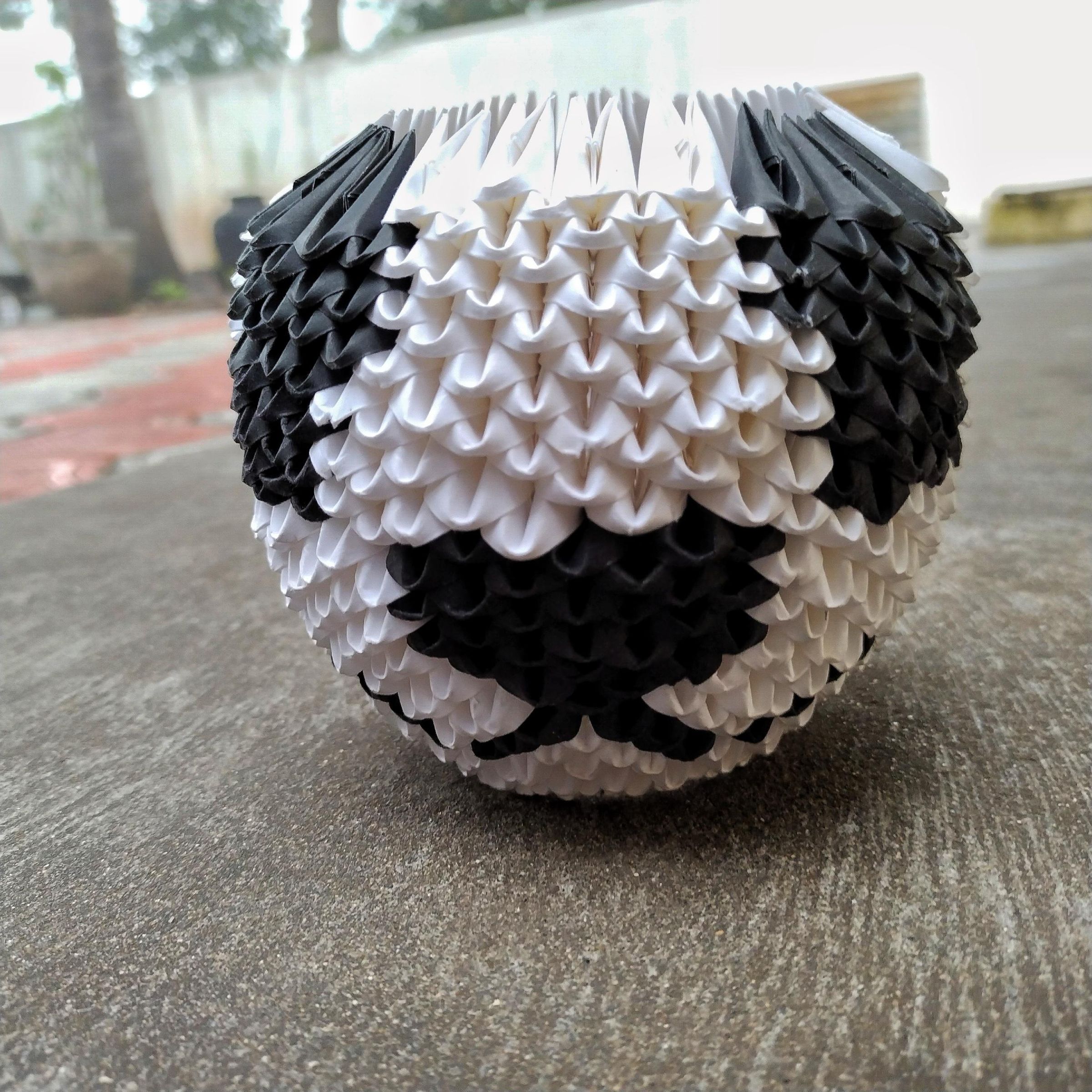 MODULAR ORIGAMI 3D PANDA : 17 Steps (with Pictures) - Instructables