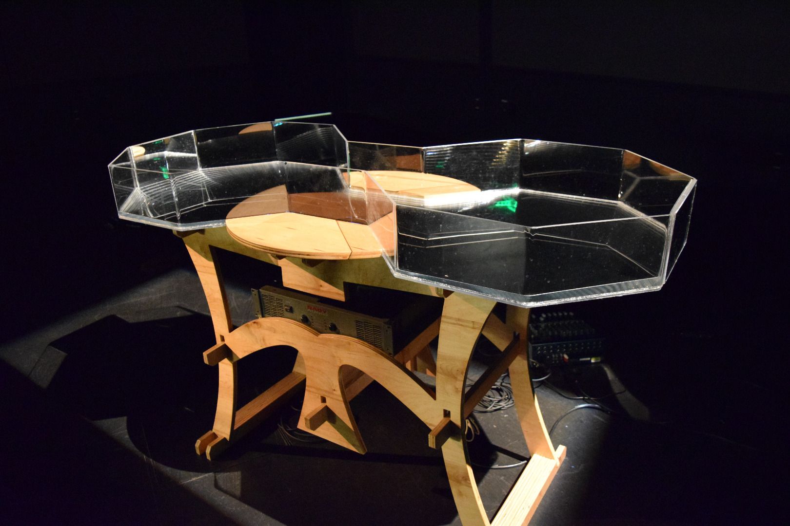 Cymatic Water Tank Visualizer : 5 Steps (with Pictures) - Instructables