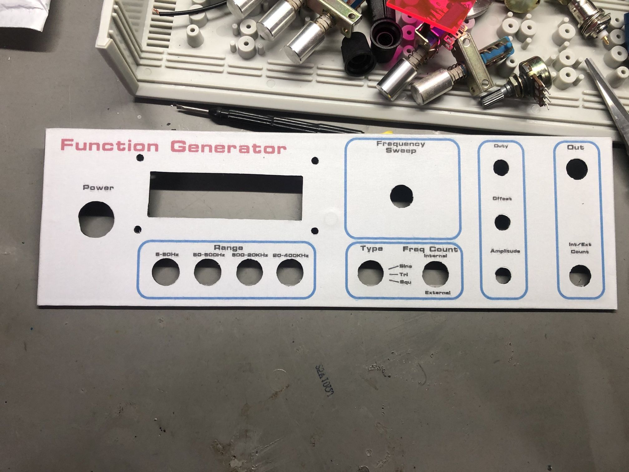 Build This 5Hz to 400KHz LED Sweep Signal Generator From Kits : 8 Steps ...