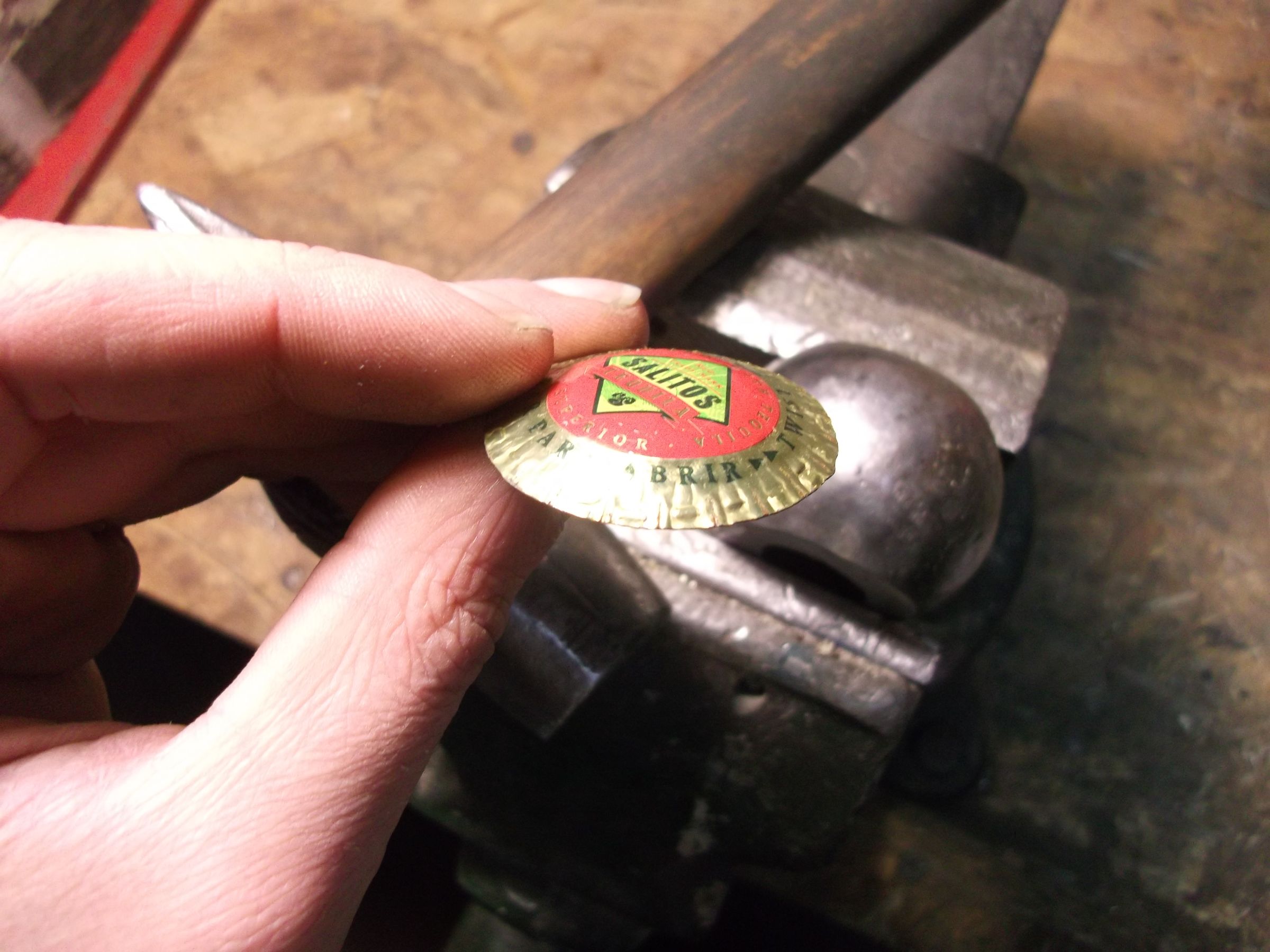 How to Make Scale Armor From Bottle Caps (Updated) : 8 Steps (with ...
