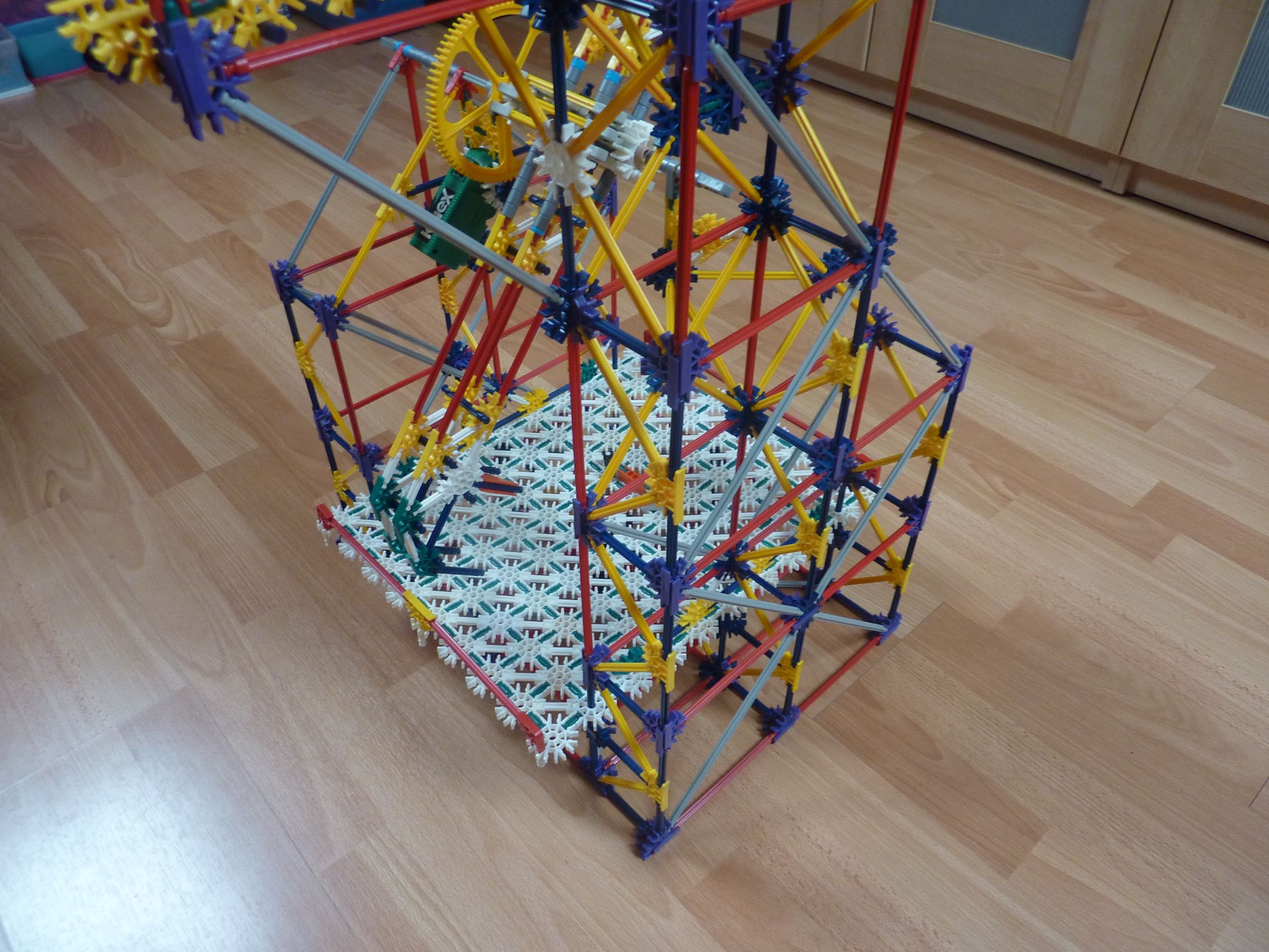 Floor Double Arm Lift, a Knex Ball Machine Lift : 8 Steps (with ...