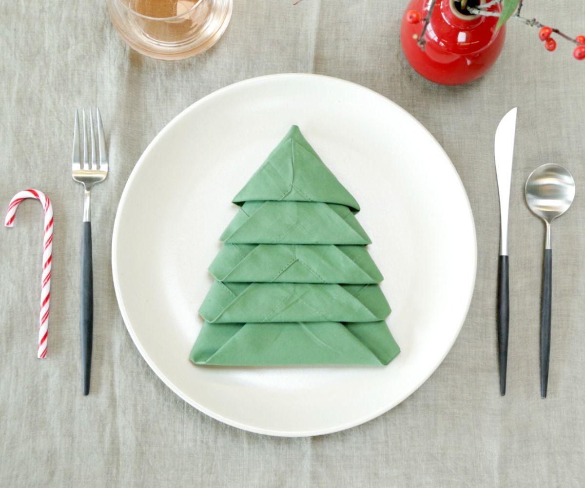 Christmas Tree Napkin Fold : 10 Steps (with Pictures) - Instructables