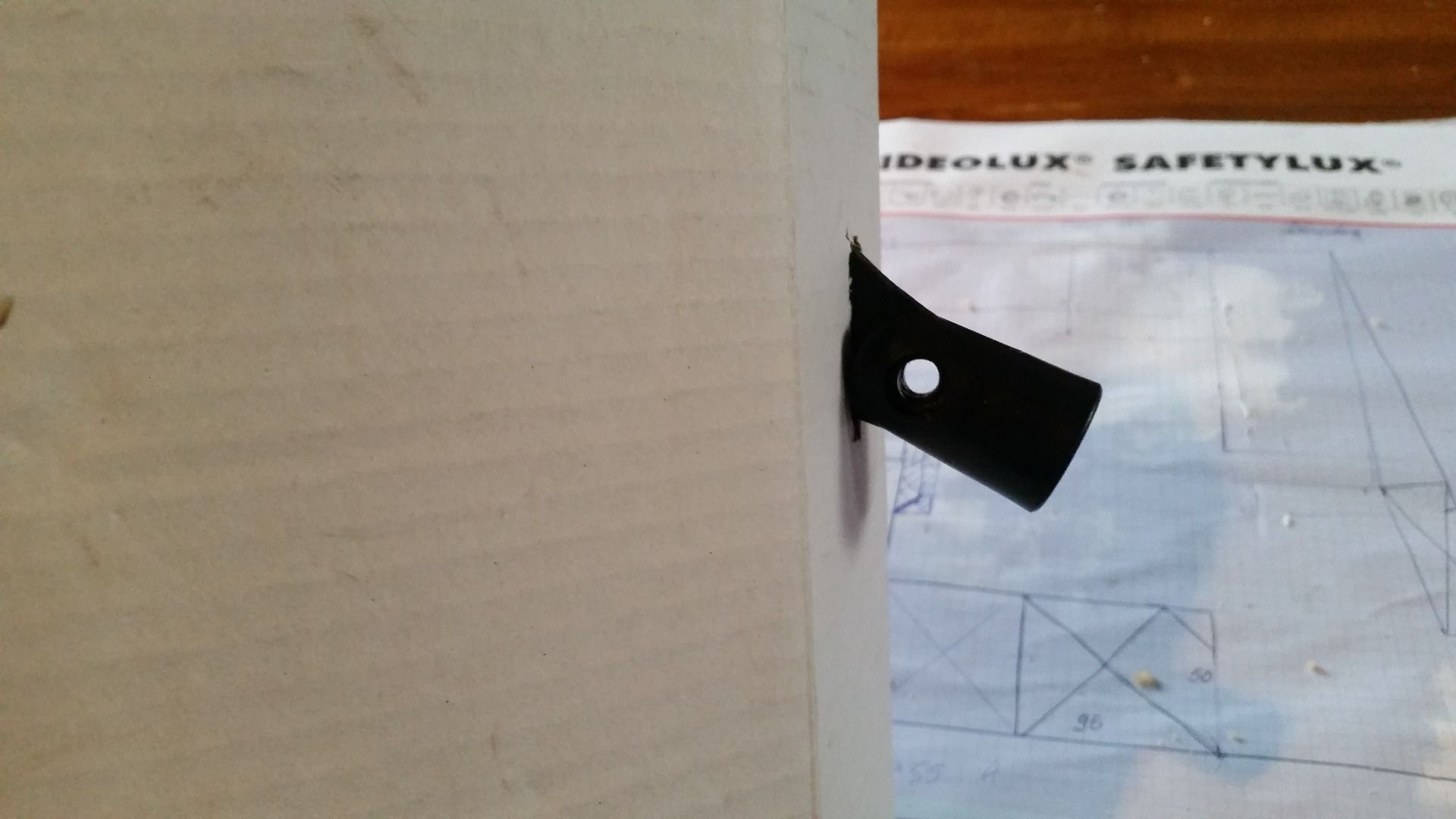 Cardboard Microphone Pop Filter : 6 Steps (with Pictures) - Instructables