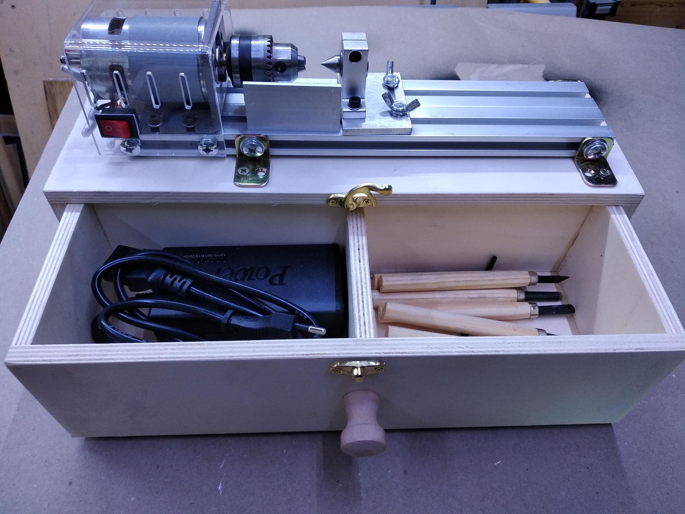 Micro Wood Lathe Accessory Box : 4 Steps - Instructables