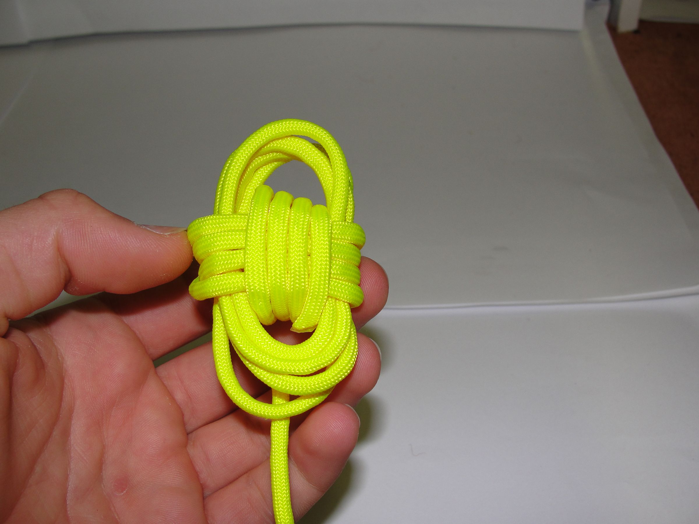 Paracord Knot Display Bord : 14 Steps - Instructables