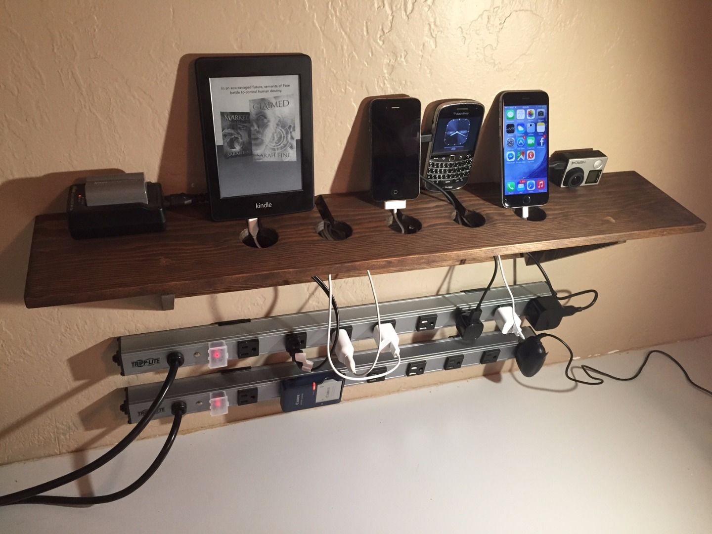Wall-Mounted Charging Station : 10 Steps (with Pictures) - Instructables