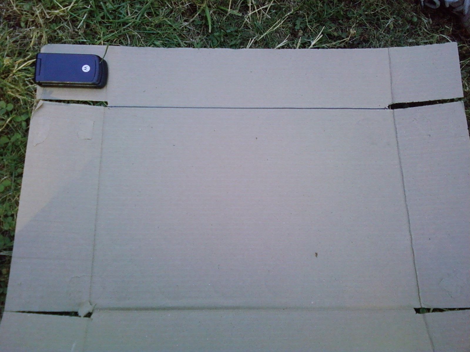 Cardboard Cell Phone Case. : 9 Steps - Instructables