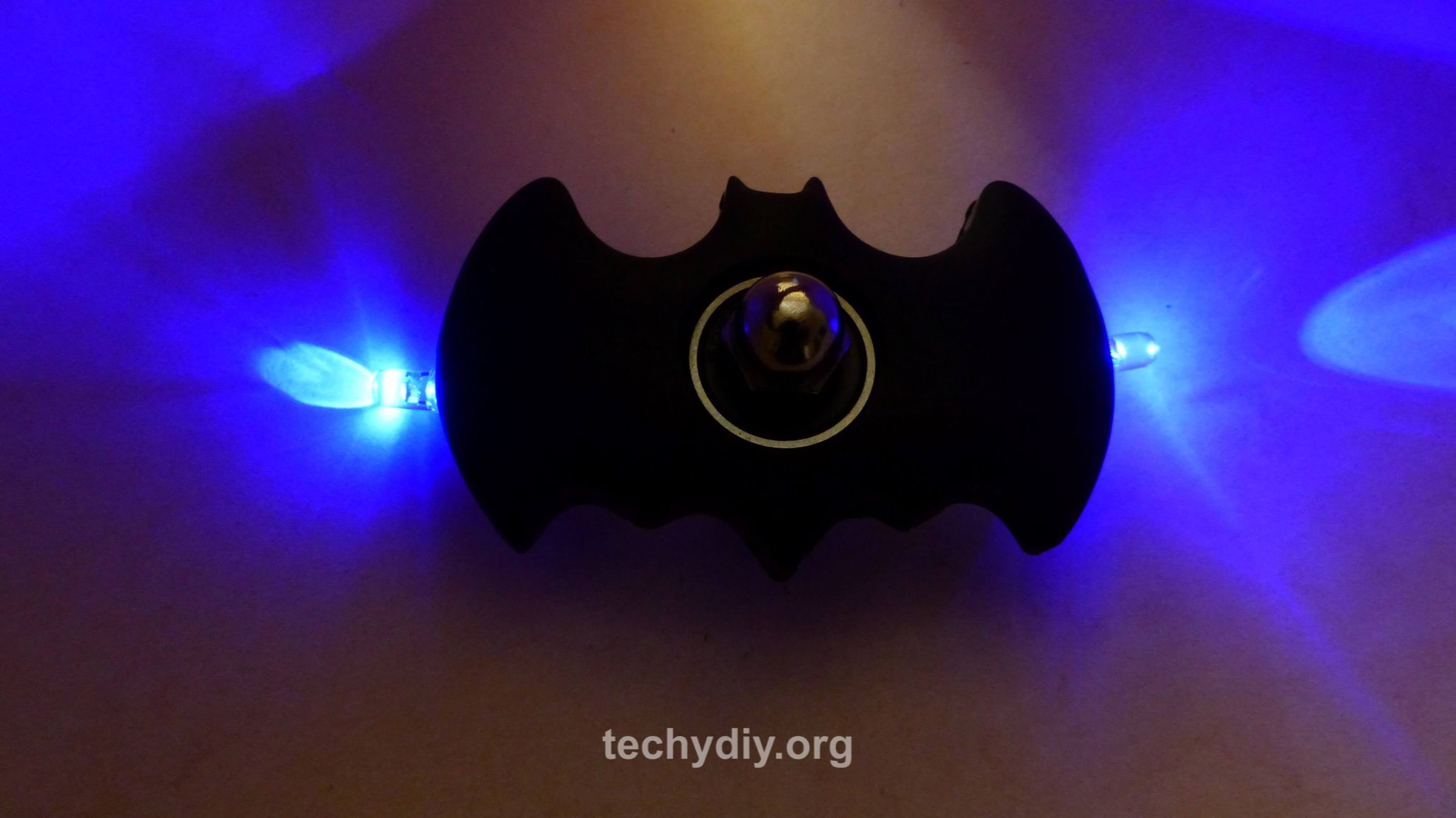 Batman Led Fidget Spinner : 10 Steps (with Pictures) - Instructables
