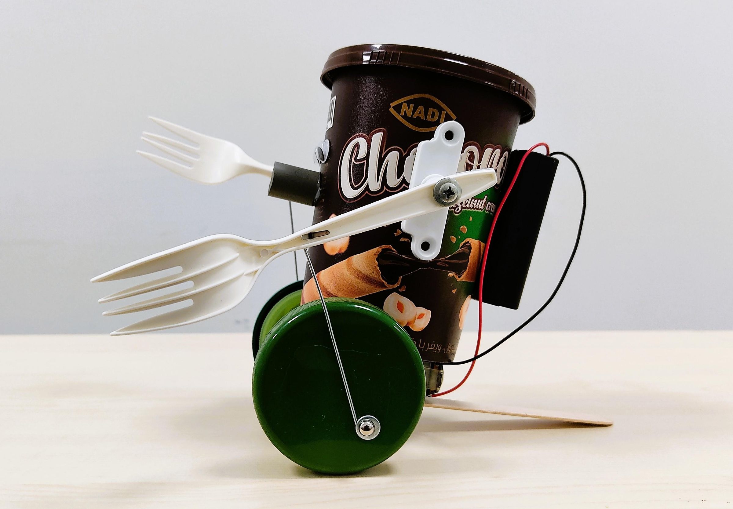 Robotics for School: Create Four Easy Robots Using Simple Materials ...