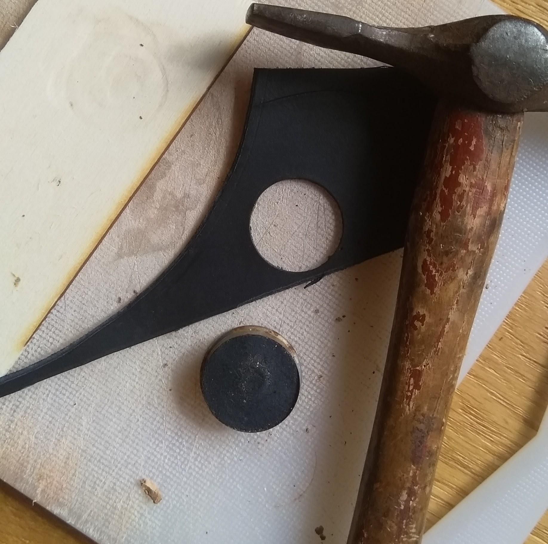 Cutting Die From a Shotgun Cartridge/Shell : 4 Steps - Instructables