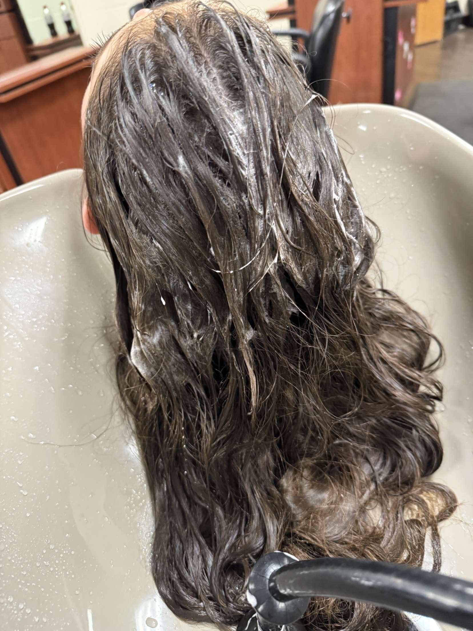 How to Shampoo a Client : 18 Steps (with Pictures) - Instructables