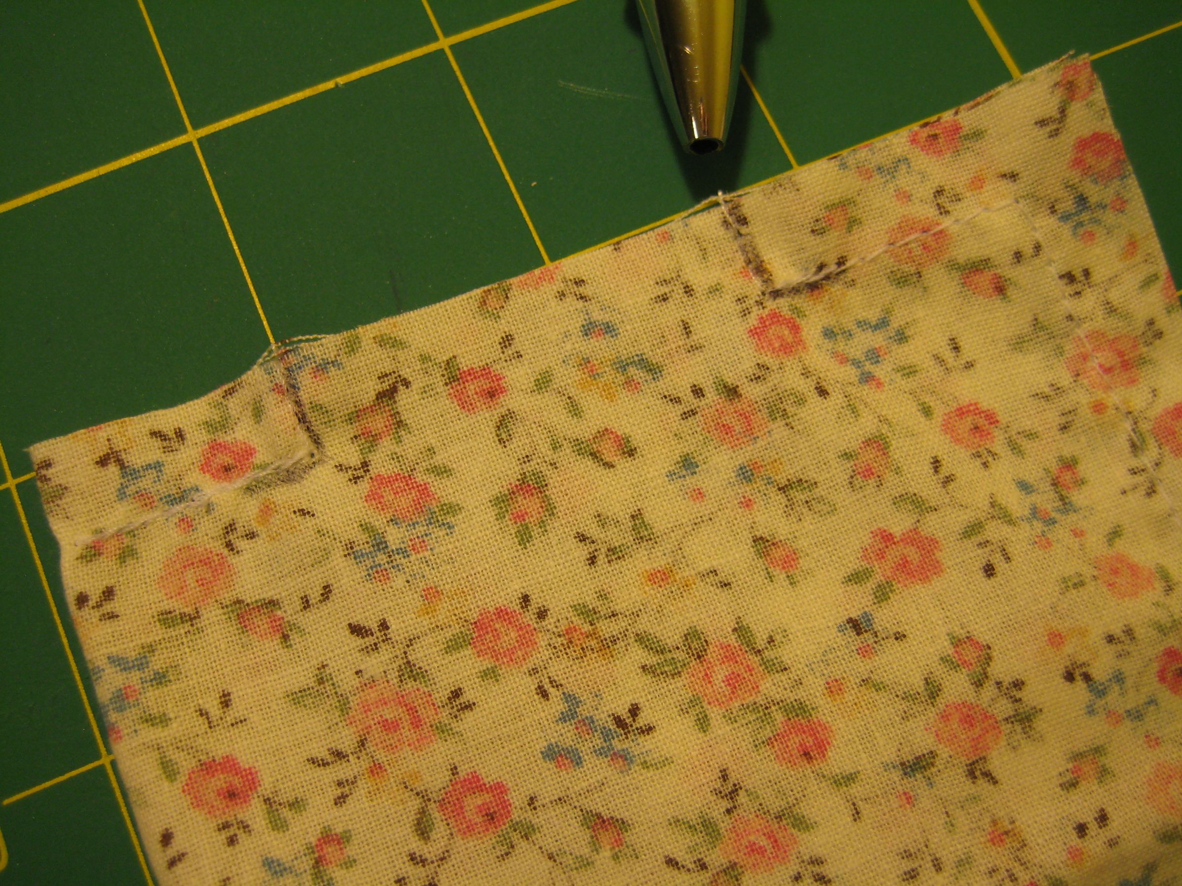 Lovers' Mitten With Reusable Pocket Warmer : 11 Steps (with Pictures ...