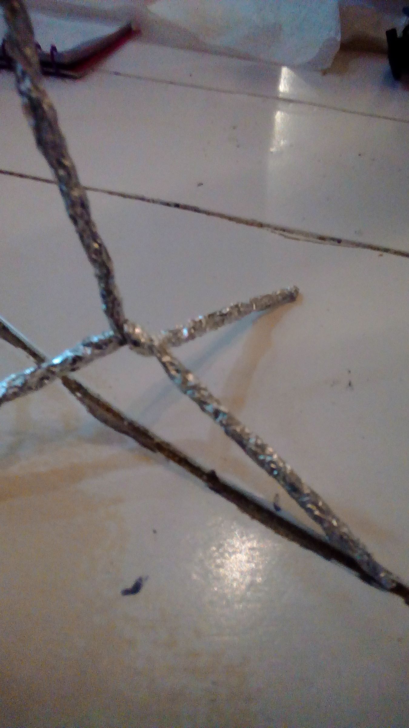 Roman Caltrops How to : 4 Steps - Instructables