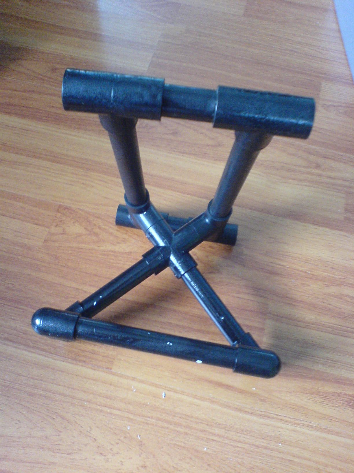 The PVC Single Guitar Stand : 5 Steps - Instructables