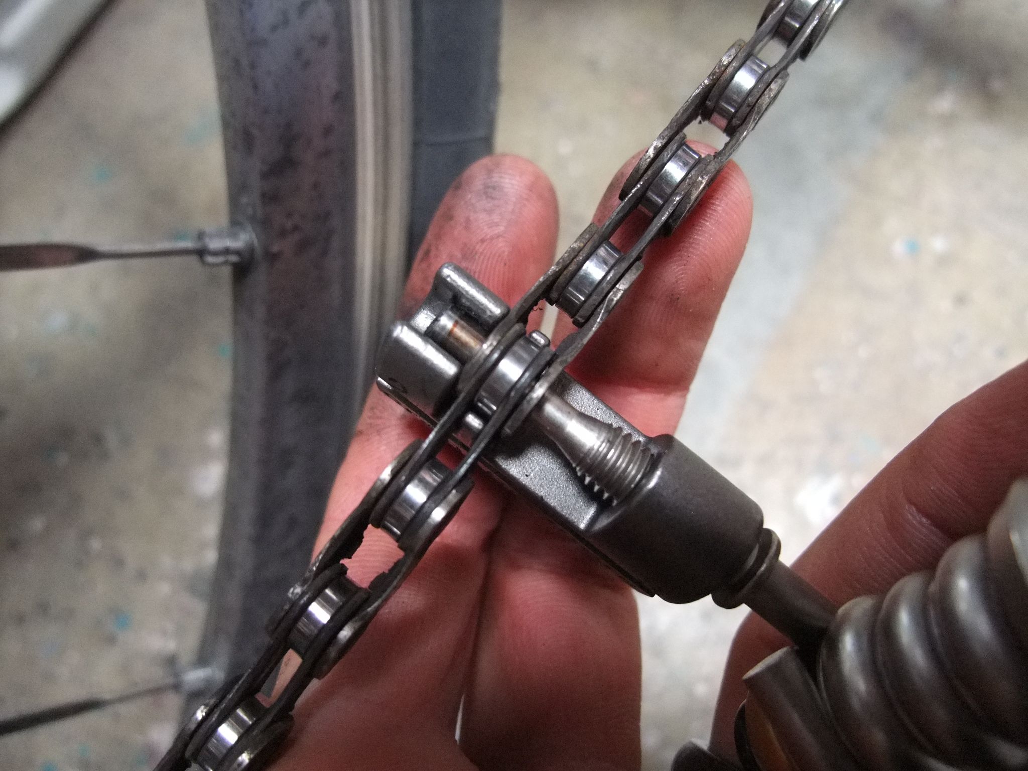 How to Fix a Bike Chain : 9 Steps (with Pictures) - Instructables
