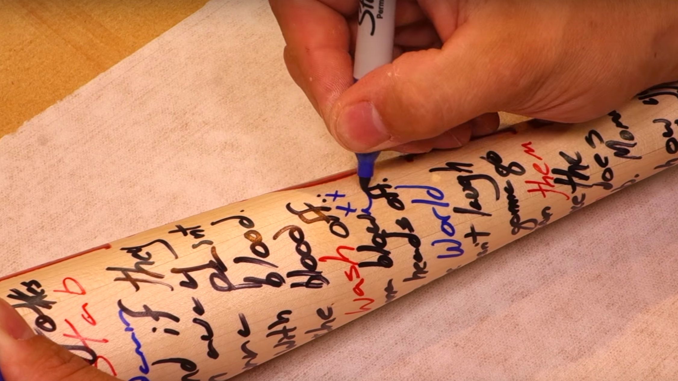 Make It - Harley Quinn Bat From Suicide Squad : 4 Steps (with Pictures ...