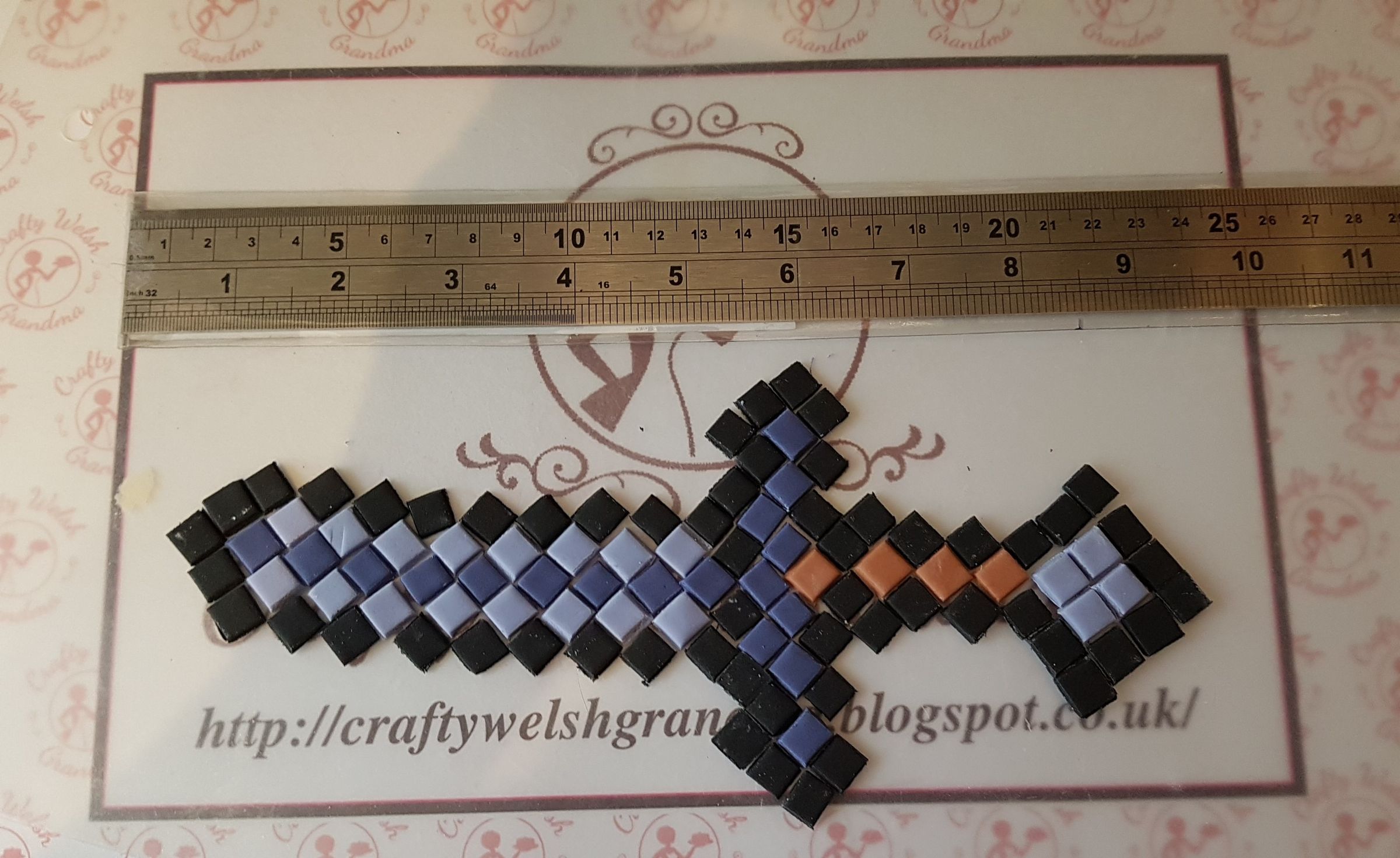 MInecraft Sword - From Fondant : 9 Steps - Instructables