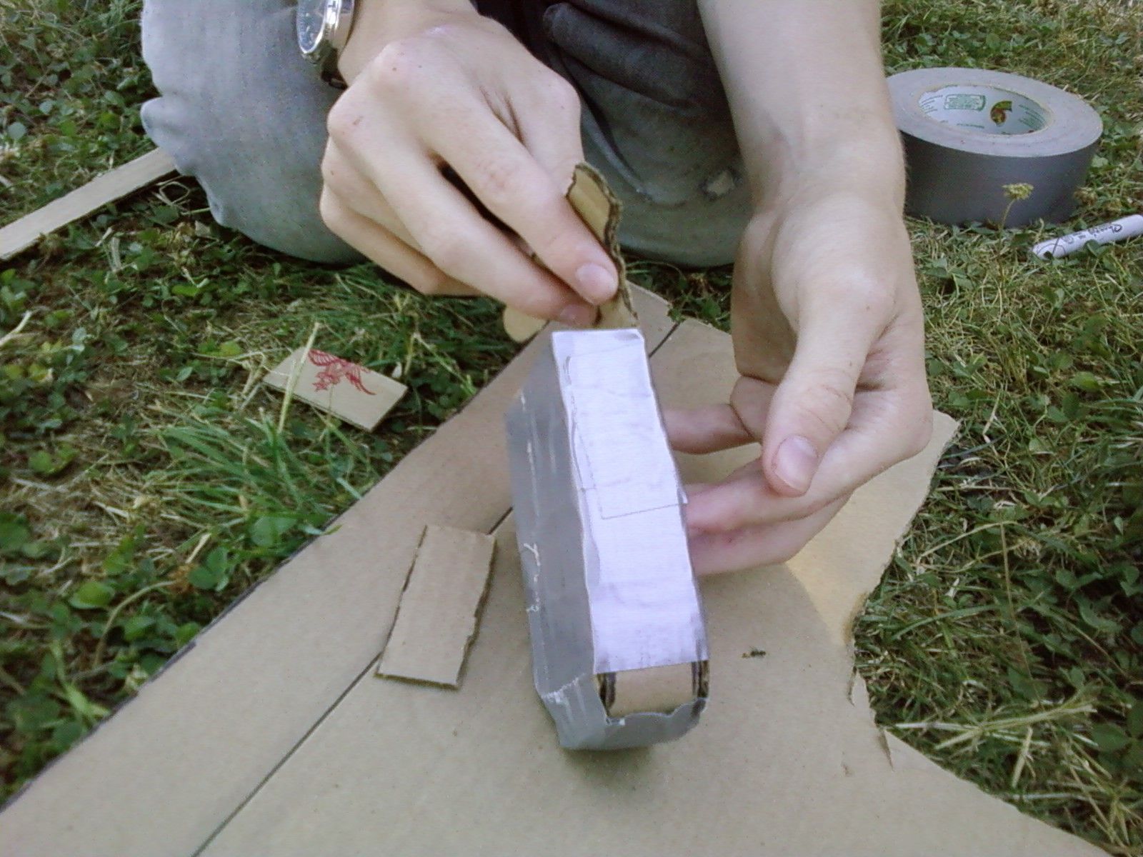 Cardboard Cell Phone Case. : 9 Steps - Instructables