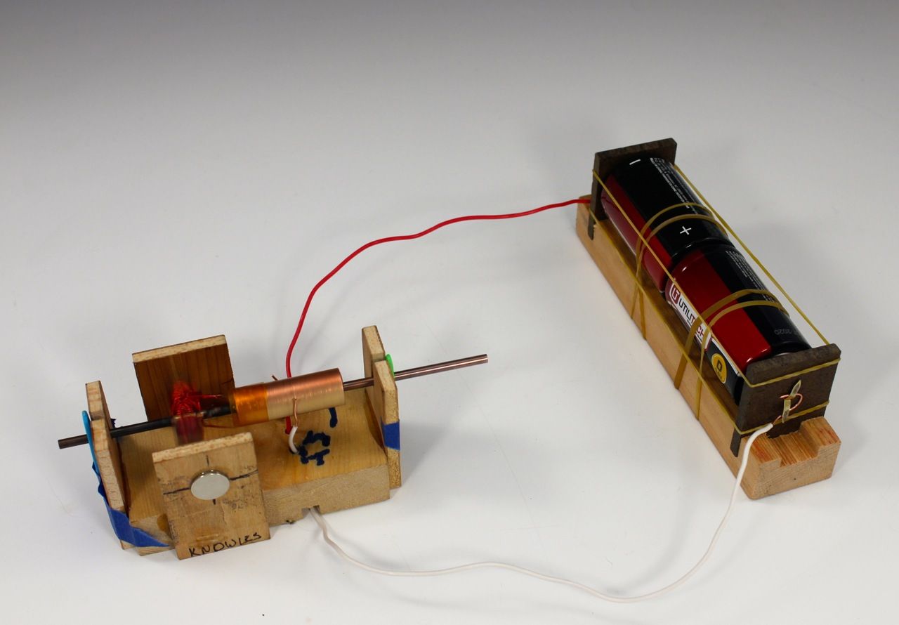 HomeMade DC Electric Motor and D Cell Battery Holder : 5 Steps ...