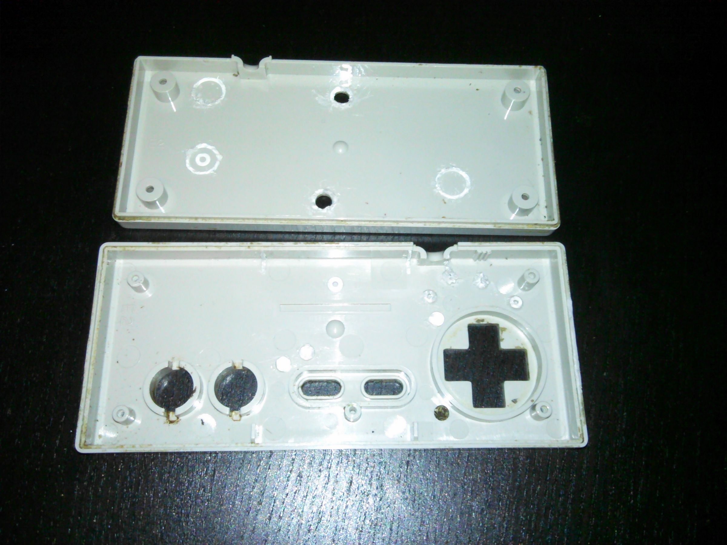 NES Controller Flashlight : 7 Steps - Instructables