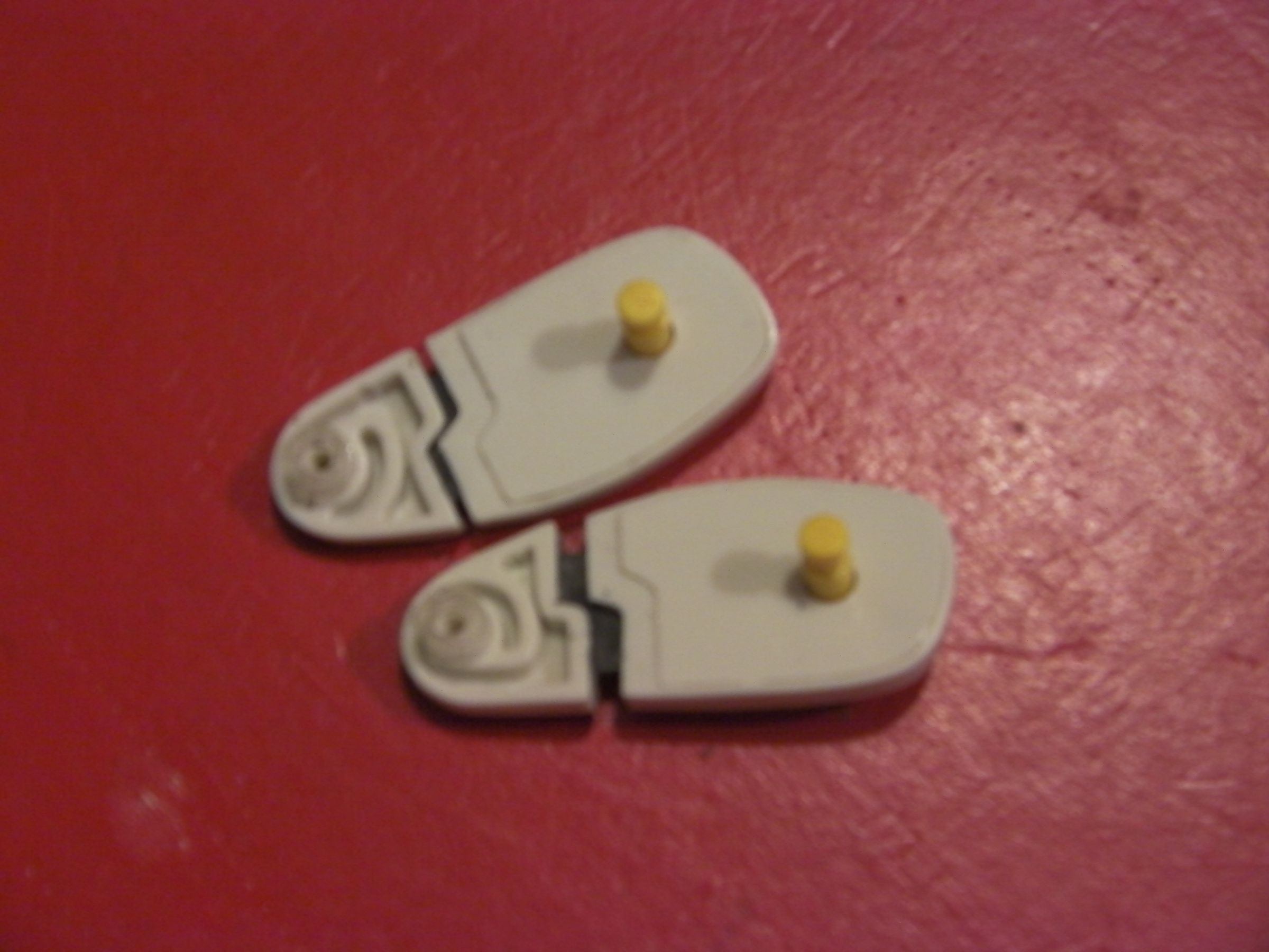 DIY PIXAR: M-O (Microbe Obliterator) Cleaner Bot : 10 Steps (with ...