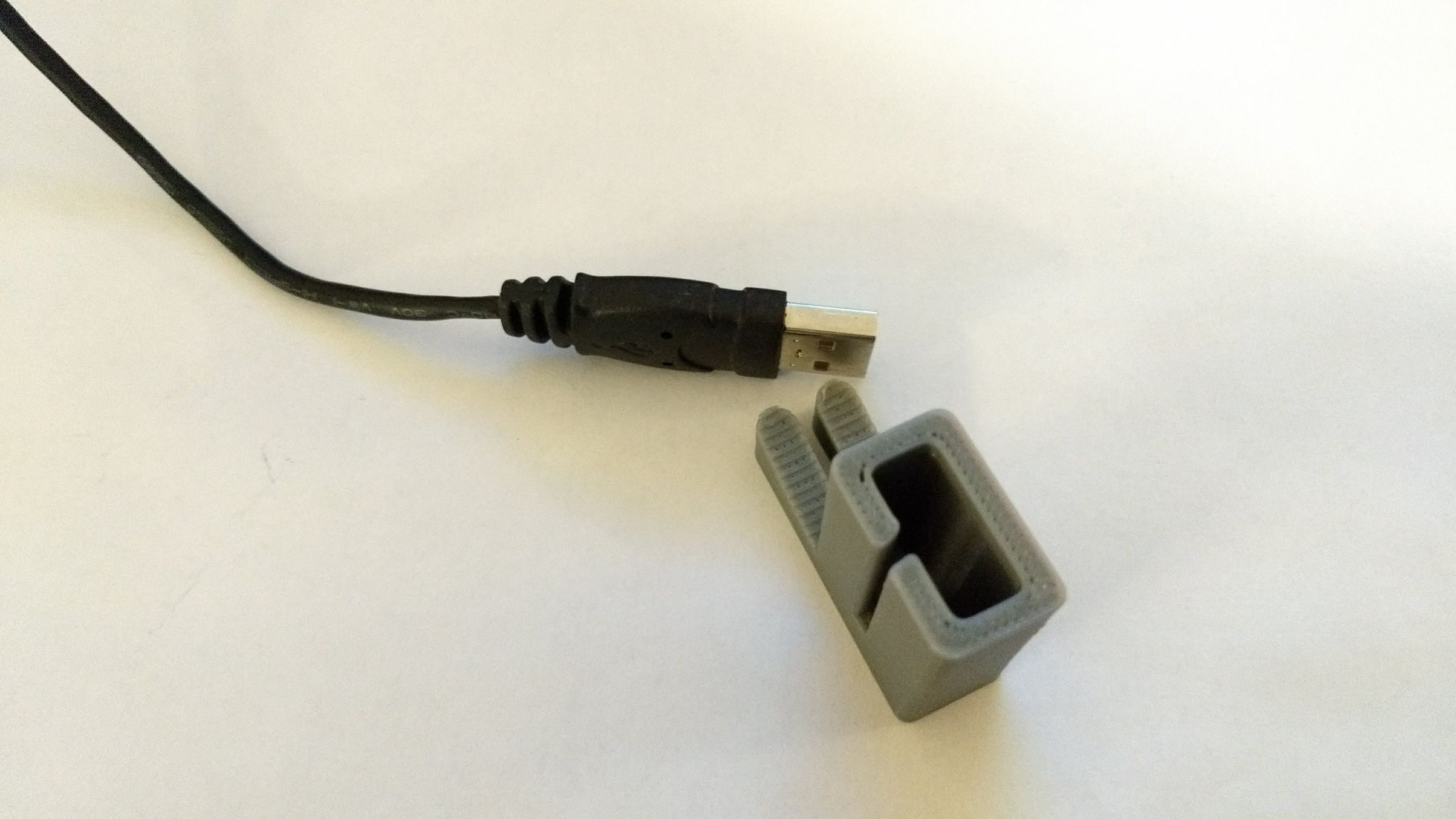 3D Printed USB Hanger Hook : 3 Steps - Instructables