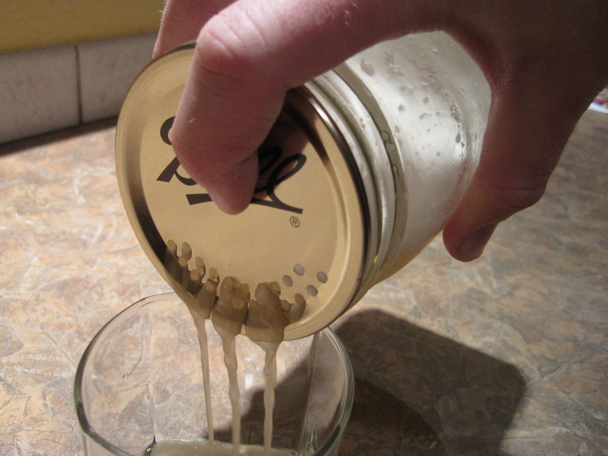 5 Minute $5 Cocktail Shaker : 4 Steps (with Pictures) - Instructables