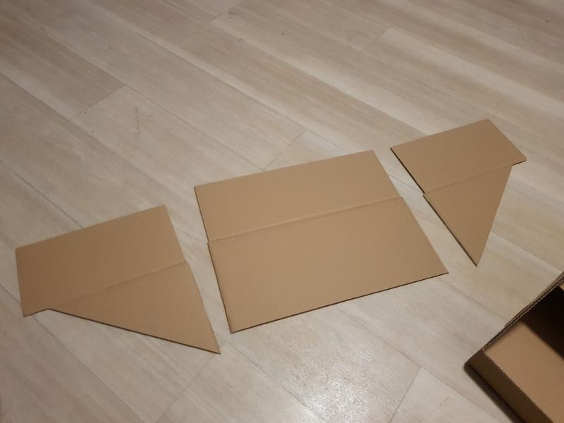 Tiered Display Stand From a Cardboard Box : 6 Steps (with Pictures ...