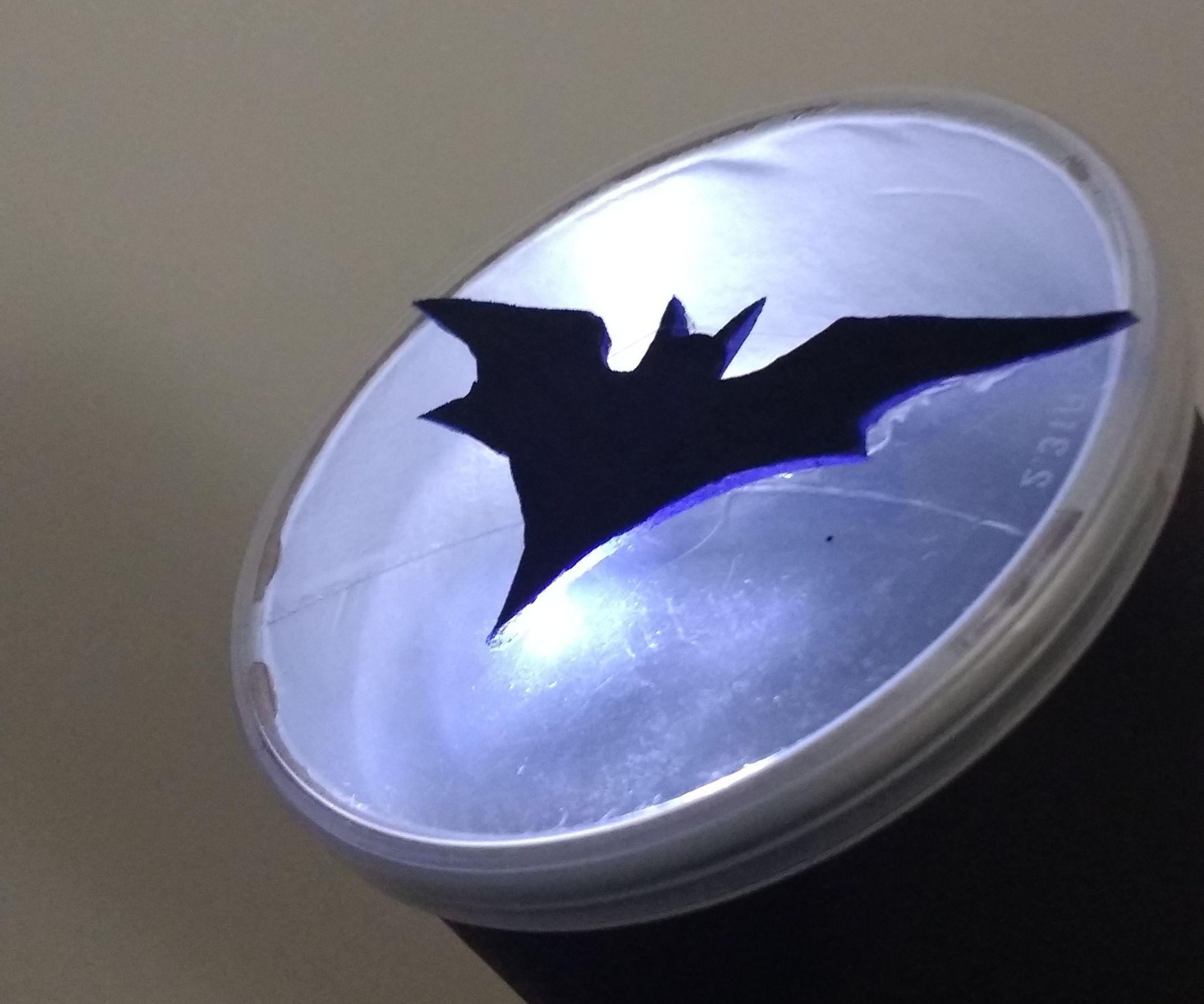 Batman Light : 7 Steps (with Pictures) - Instructables