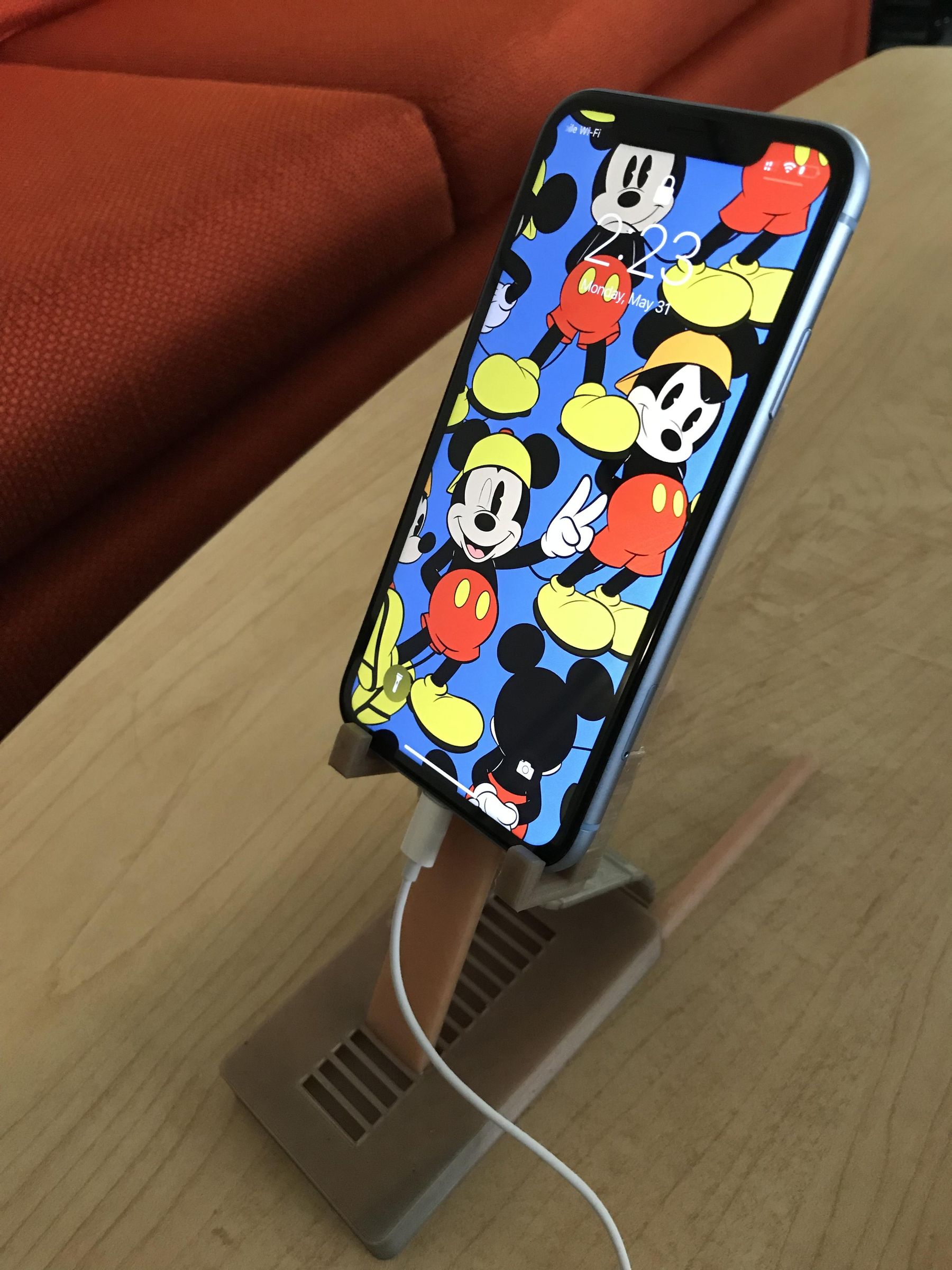 Adjustable Phone Stand : 7 Steps (with Pictures) - Instructables