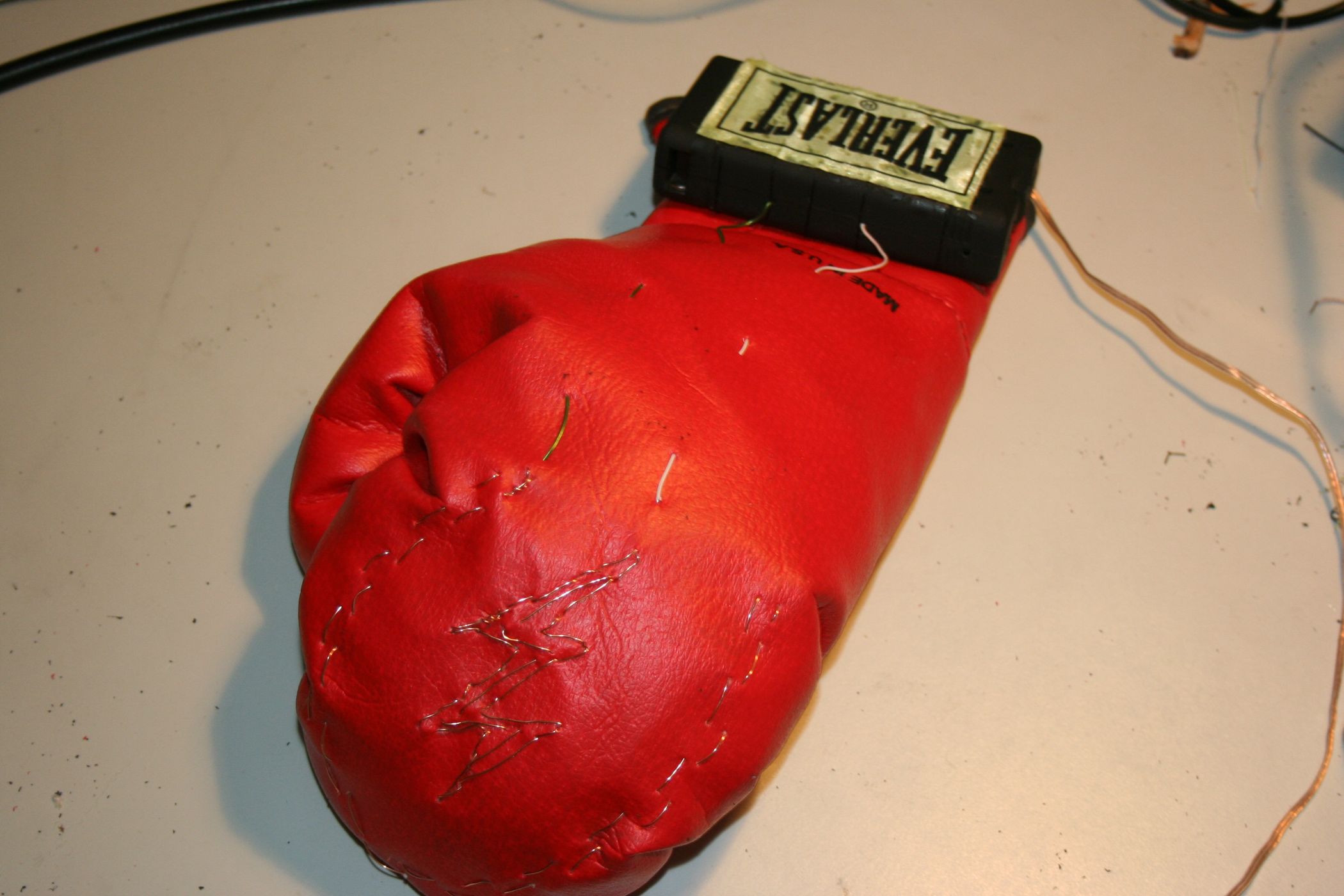 Shock Gloves : 5 Steps - Instructables