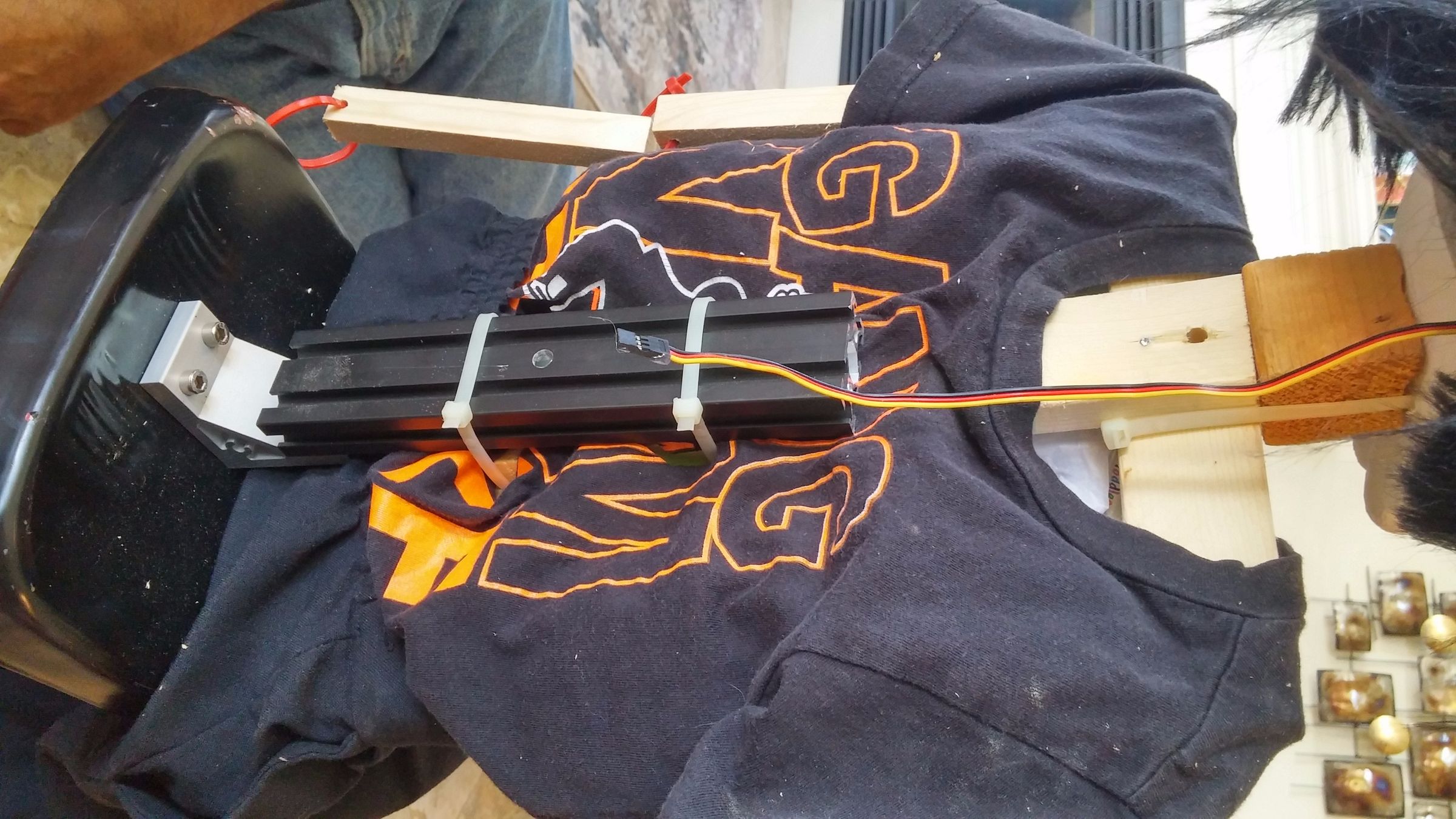 Remote Controlled Billy From Saw : 12 Steps (with Pictures) - Instructables