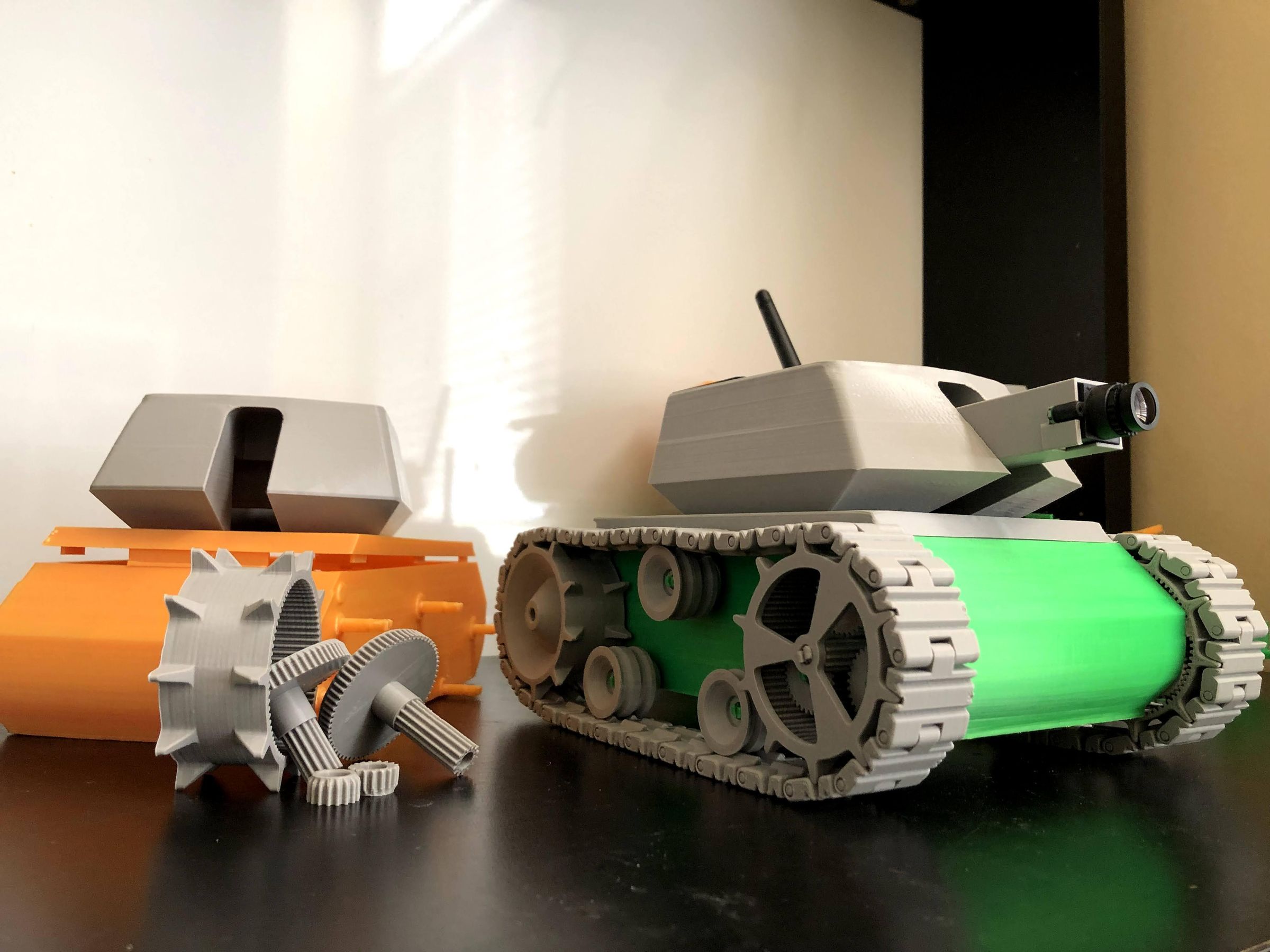 3D Printed FPV Arduino RC Tank With Controller : 4 Steps (with Pictures ...