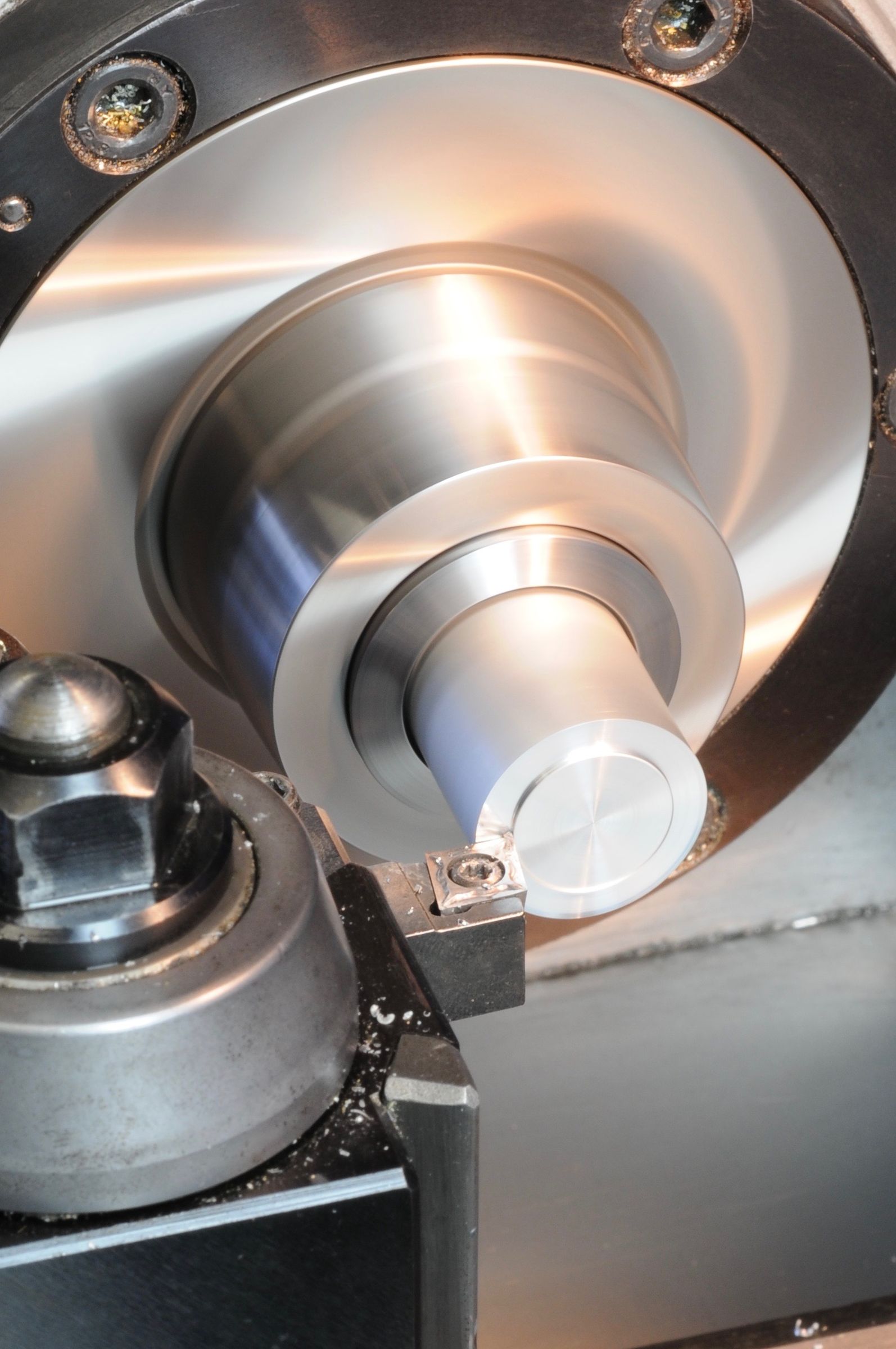 Pier 9 Guides: Using Sandvik Tooling on the Sharp Lathe : 15 Steps ...