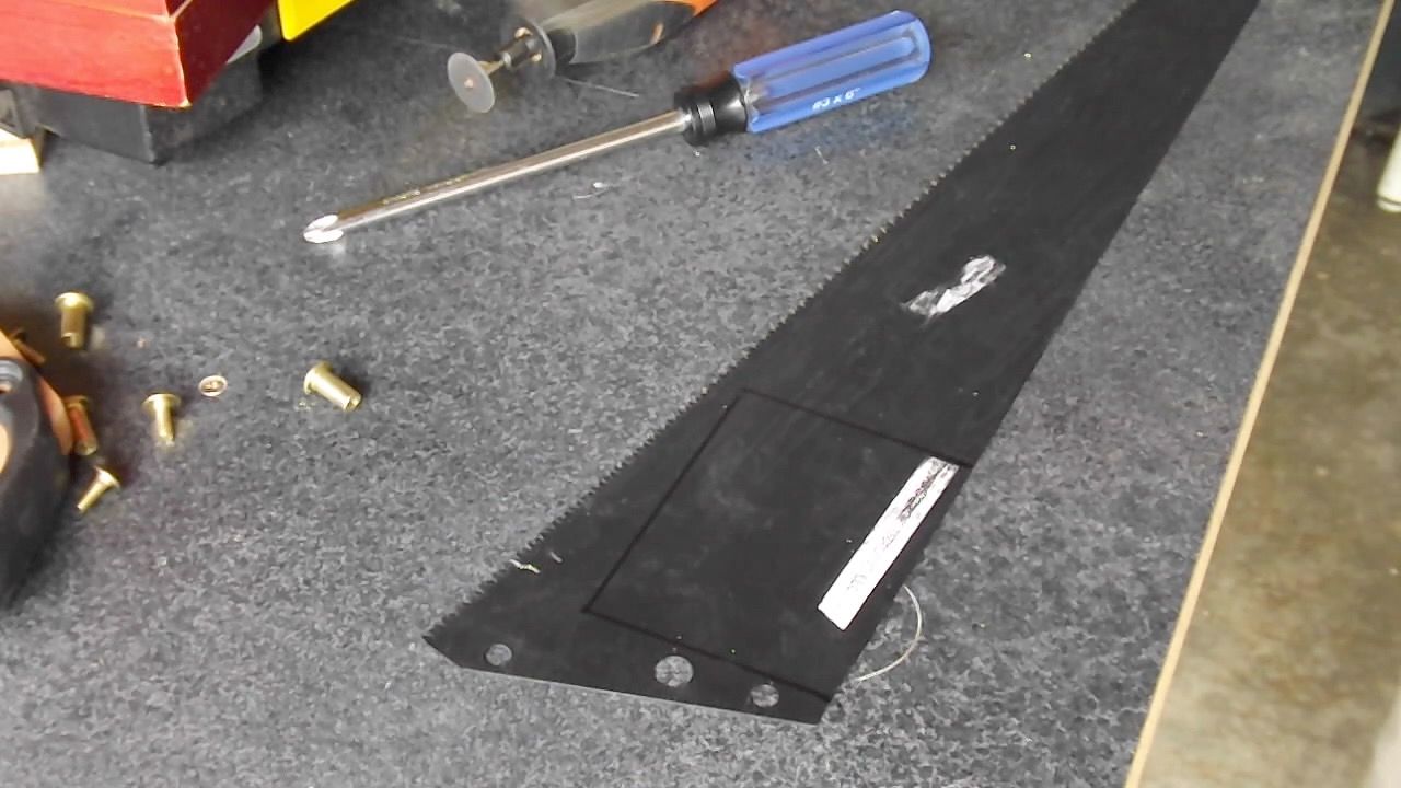 Make a Card Scraper From Old Saw : 9 Steps (with Pictures) - Instructables