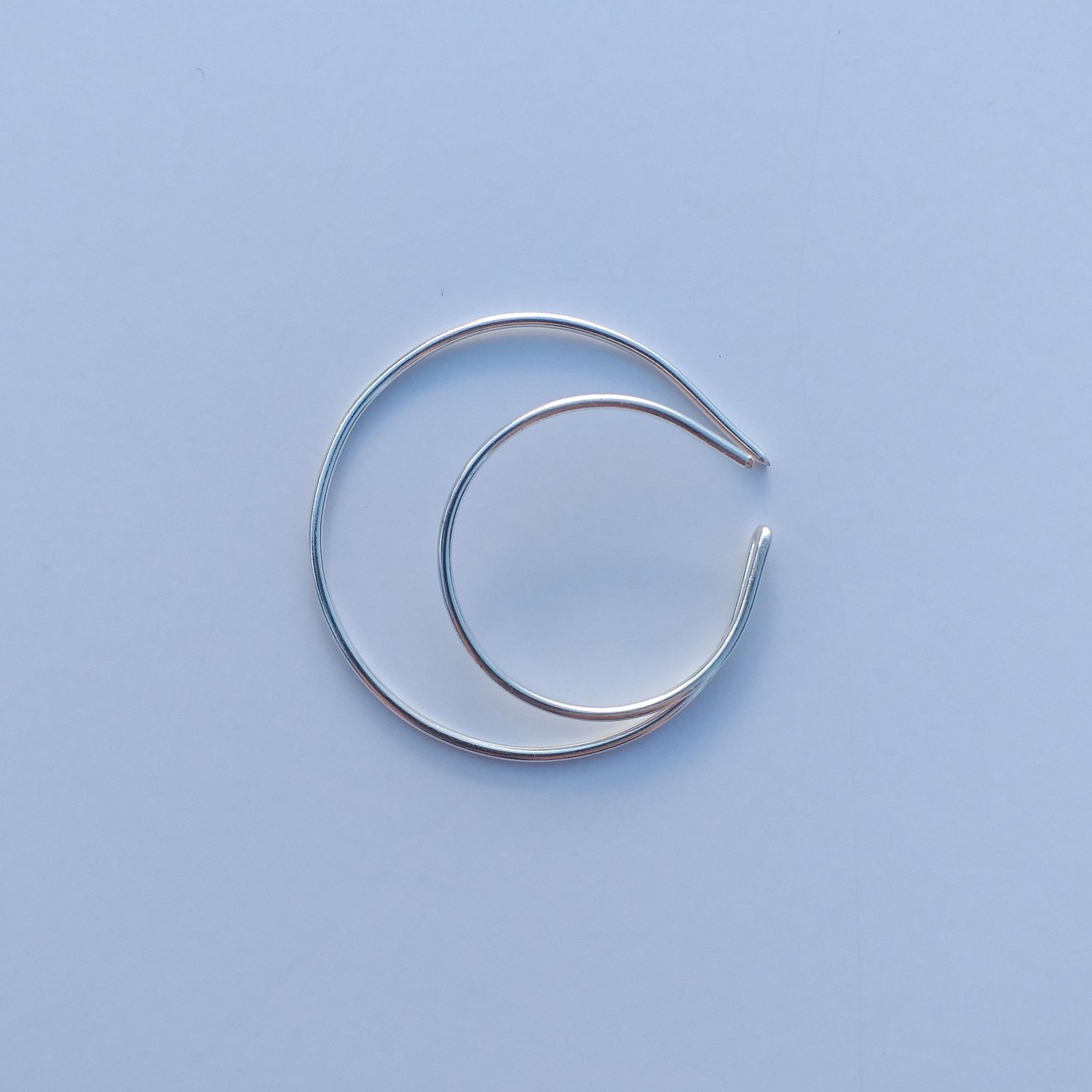 How to Make a Crescent Moon Pendant Using Wire : 11 Steps (with ...