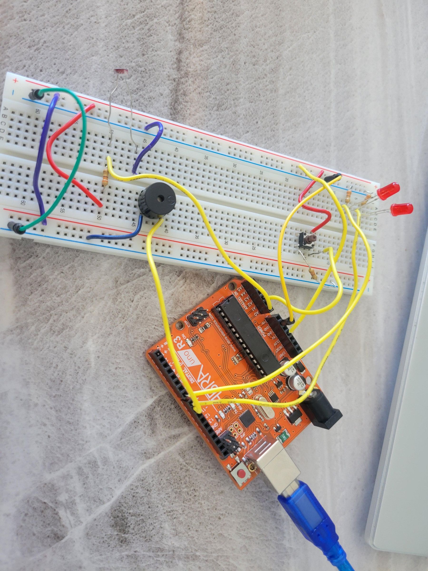 Laser Trip Sensor : 4 Steps - Instructables