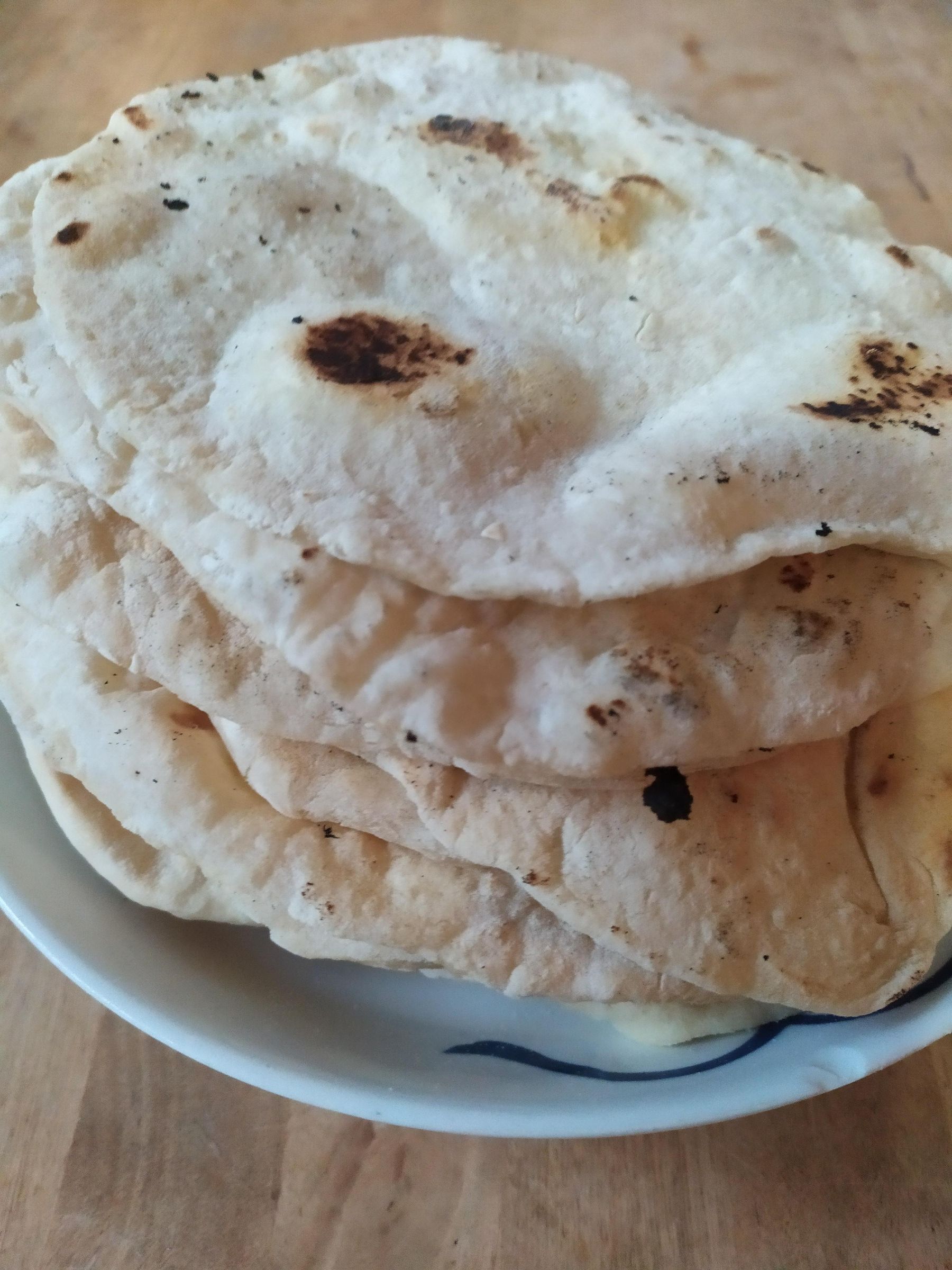 Home-made Flat Bread Sandwich With Thai Roast Chicken, Fresh Herb Salad ...