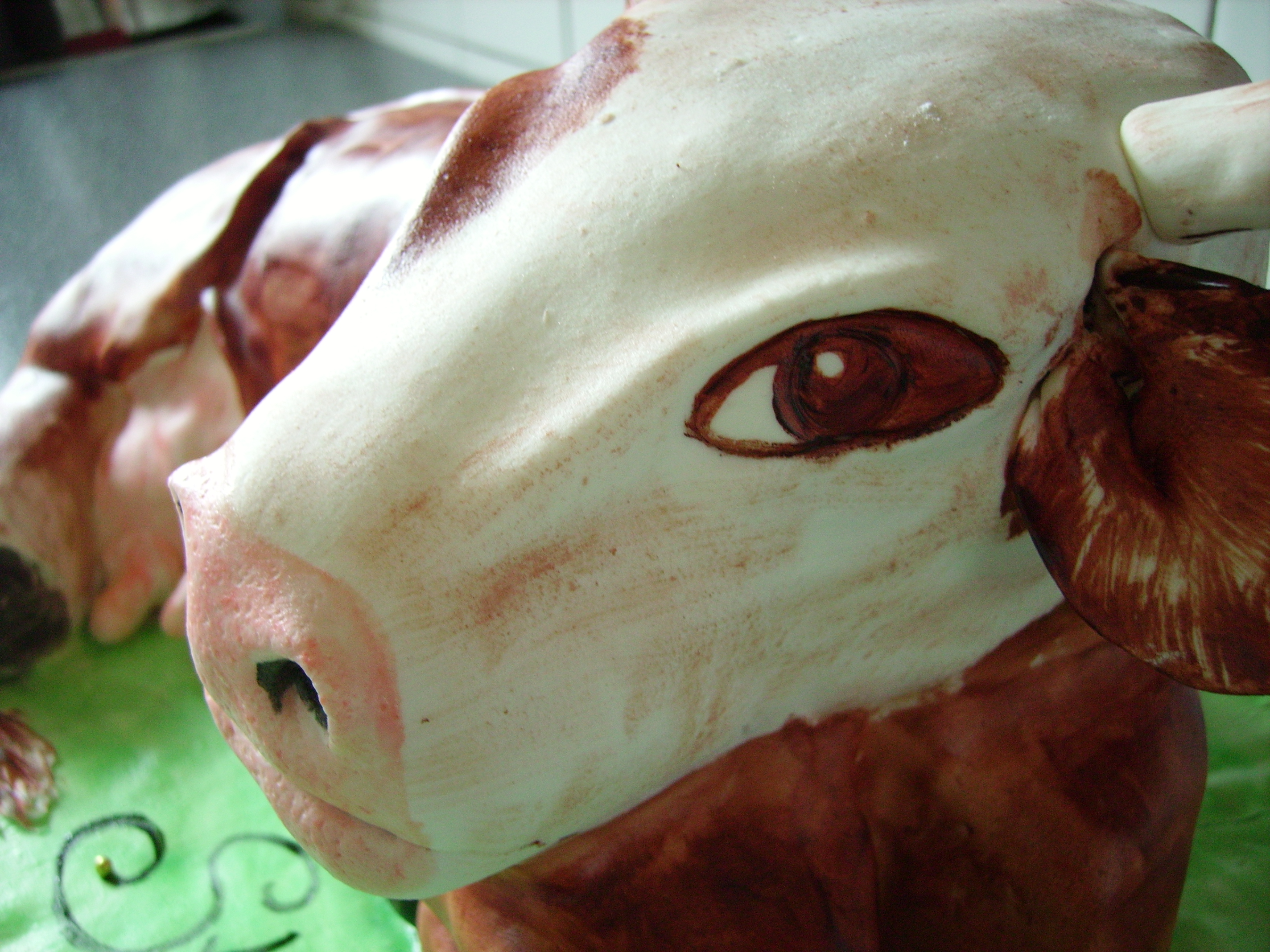 Cow Cake Step by Step : 9 Steps (with Pictures) - Instructables