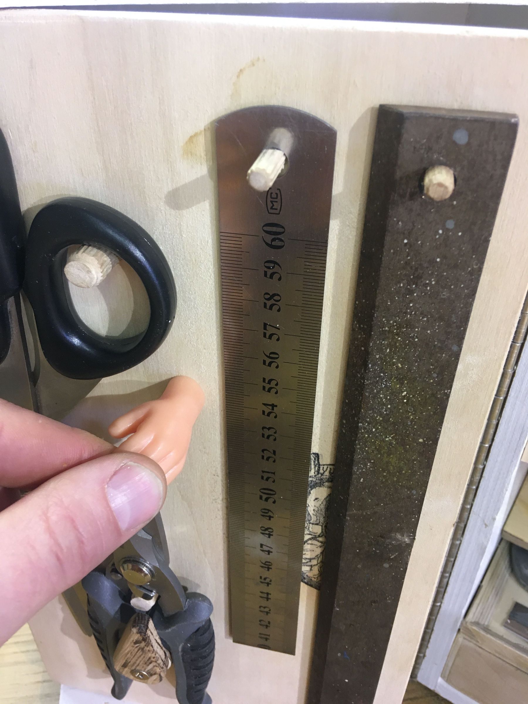 Portable Leather Workshop : 9 Steps (with Pictures) - Instructables