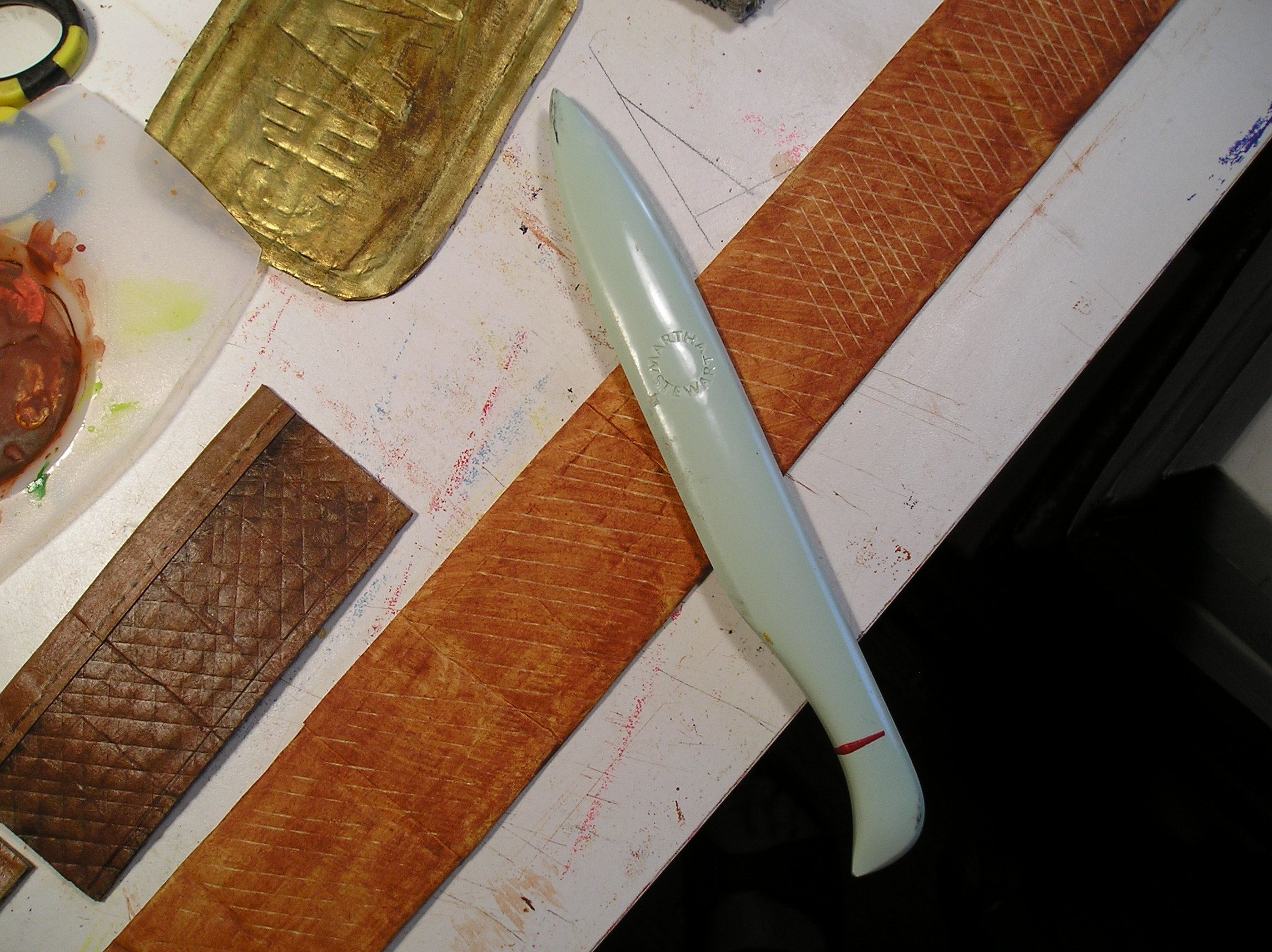 A Belt and Holster Made of Cardboard : 10 Steps - Instructables